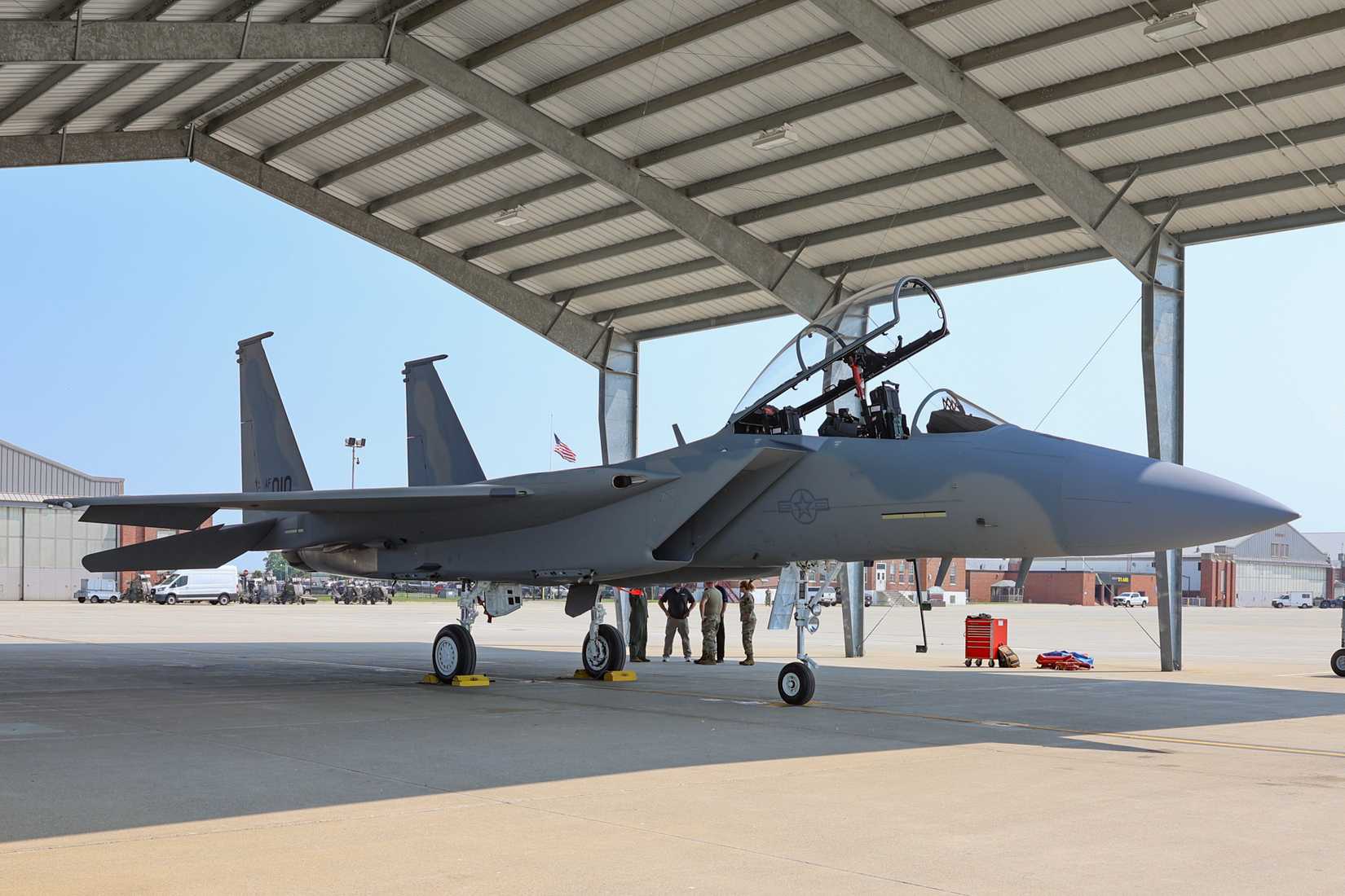 A 'Waste Of Time': Boeing St Louis Employees Still On Strike After ...