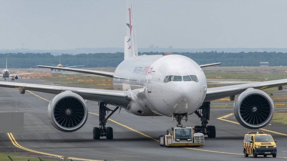Over 10,000 Nautical Miles: Introducing The World's New Longest 1-Stop ...
