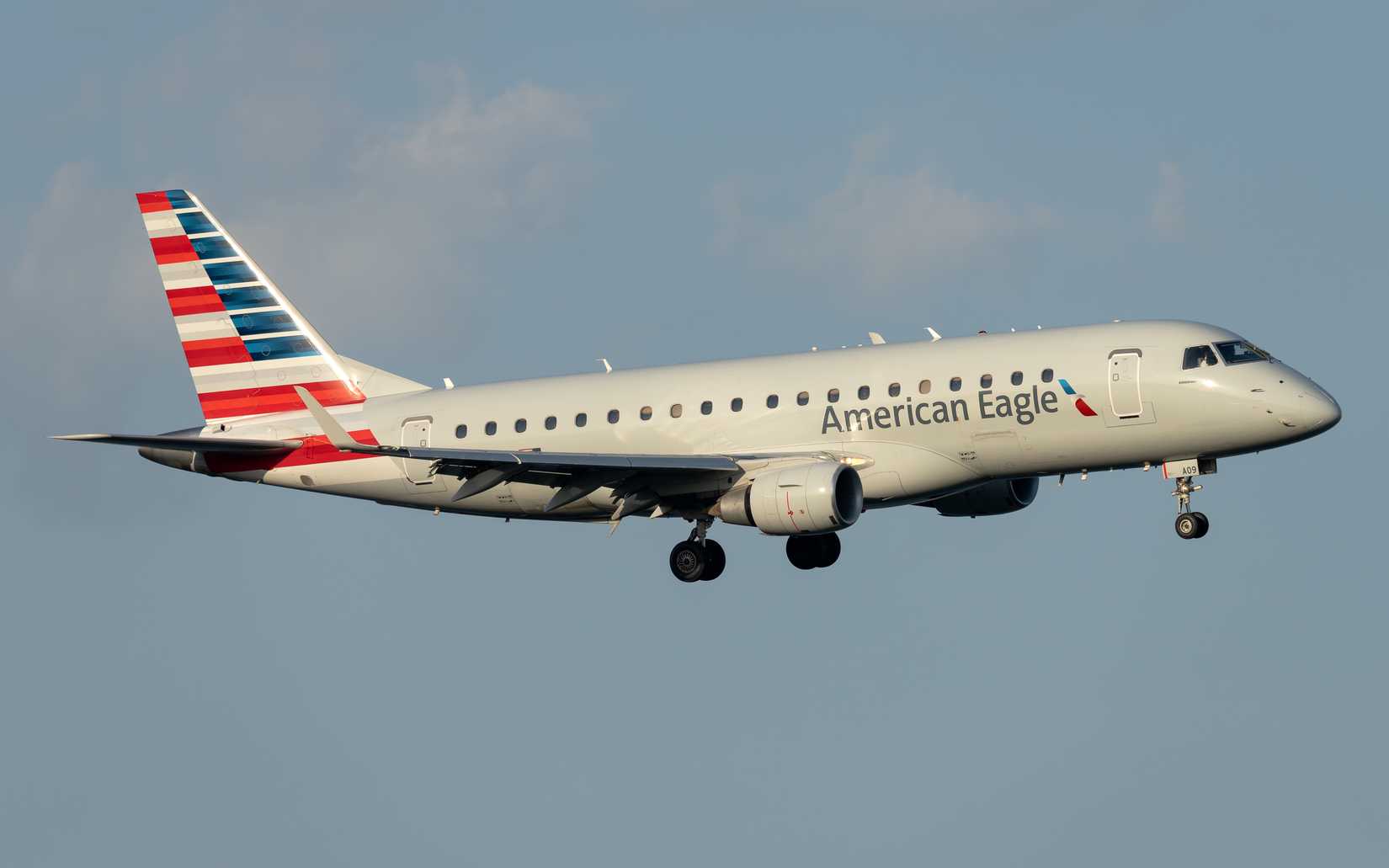 American Airlines' Regional Operation Expands With 33 New Embraer E175s