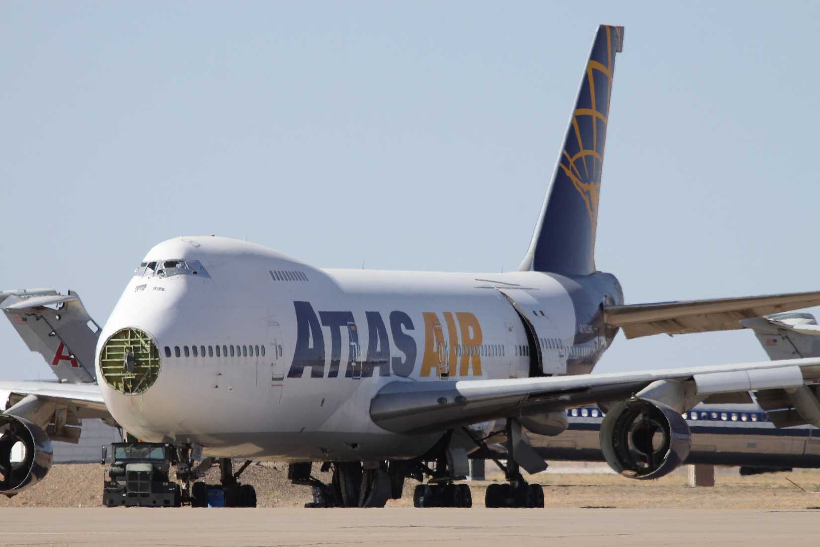 How Much Does It Cost To Store A Boeing 747?