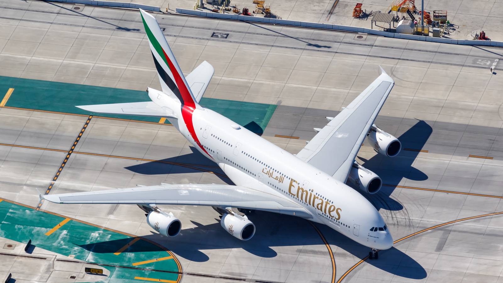 'Just' 2x Daily: Emirates Trims Airbus A380 Flights To London Gatwick