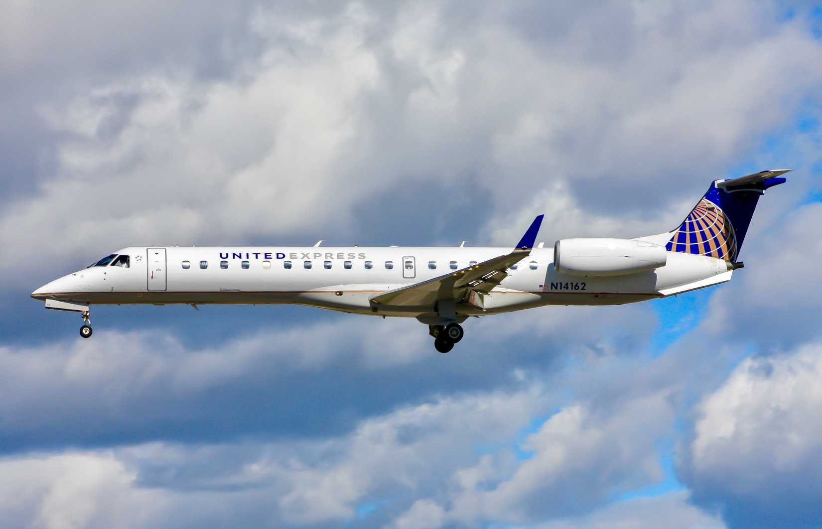 CommuteAir & Embraer Establish MRO Agreement At New Facility In Dallas ...