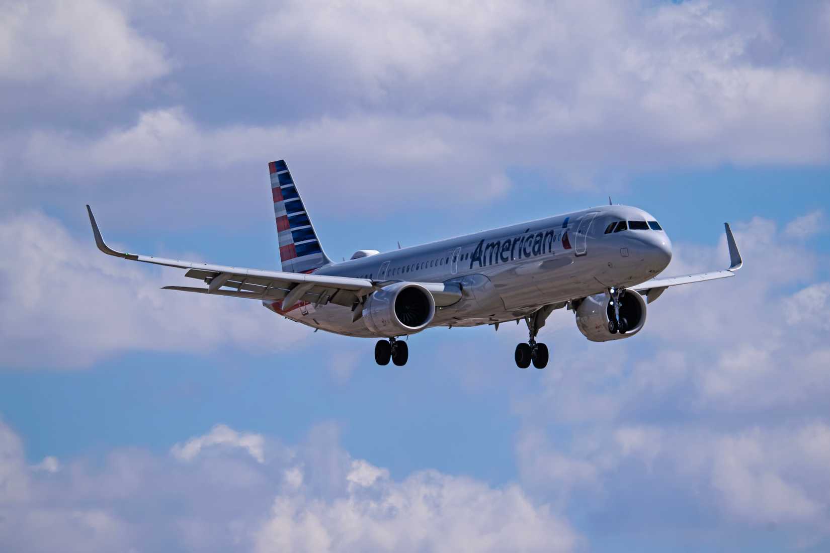 American Airlines Airbus A321 Returns To Service After Engine Issue ...