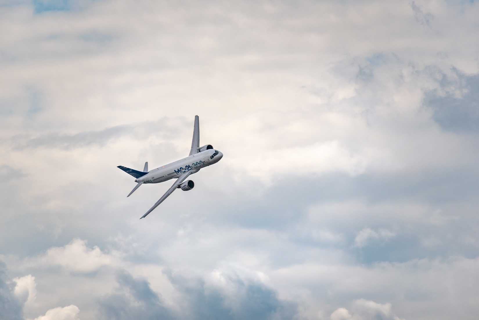 The First 'All-Russian' MC-21 Has Taken Flight