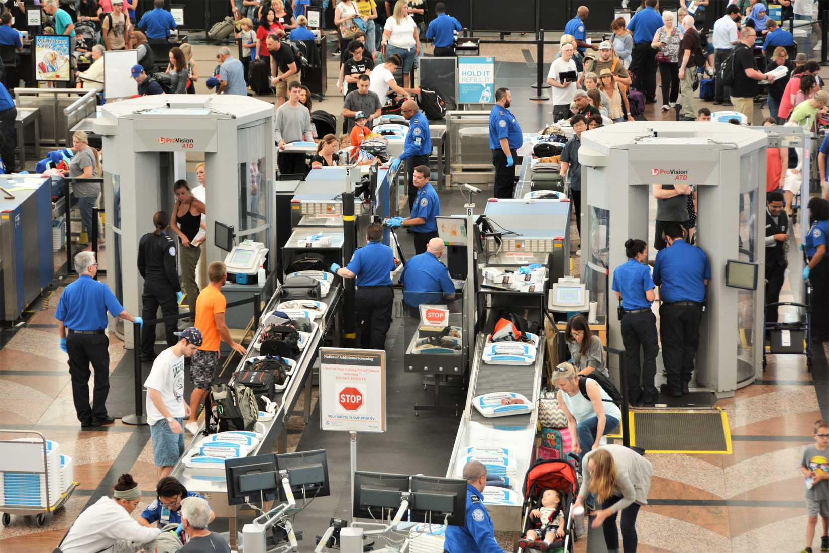 These Are The Airports With The Longest Security Lines In The World