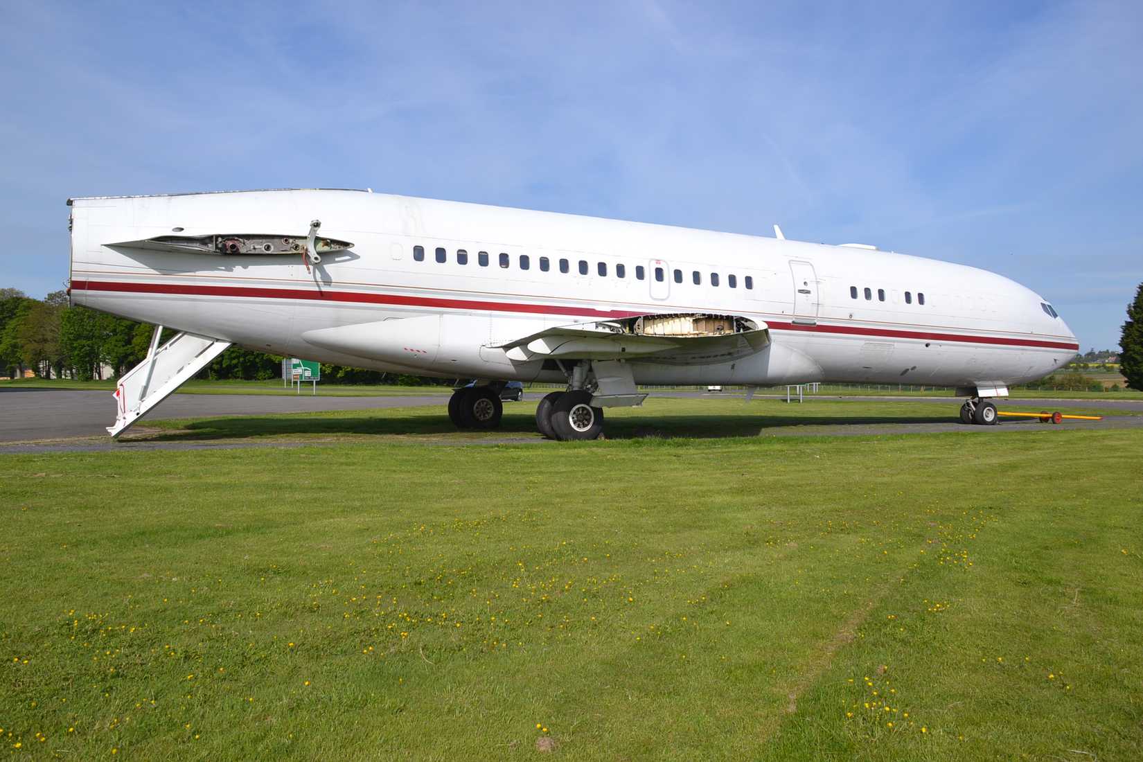 The Boeing 727 That Pablo Escobar Once Owned Is Now An Airbnb