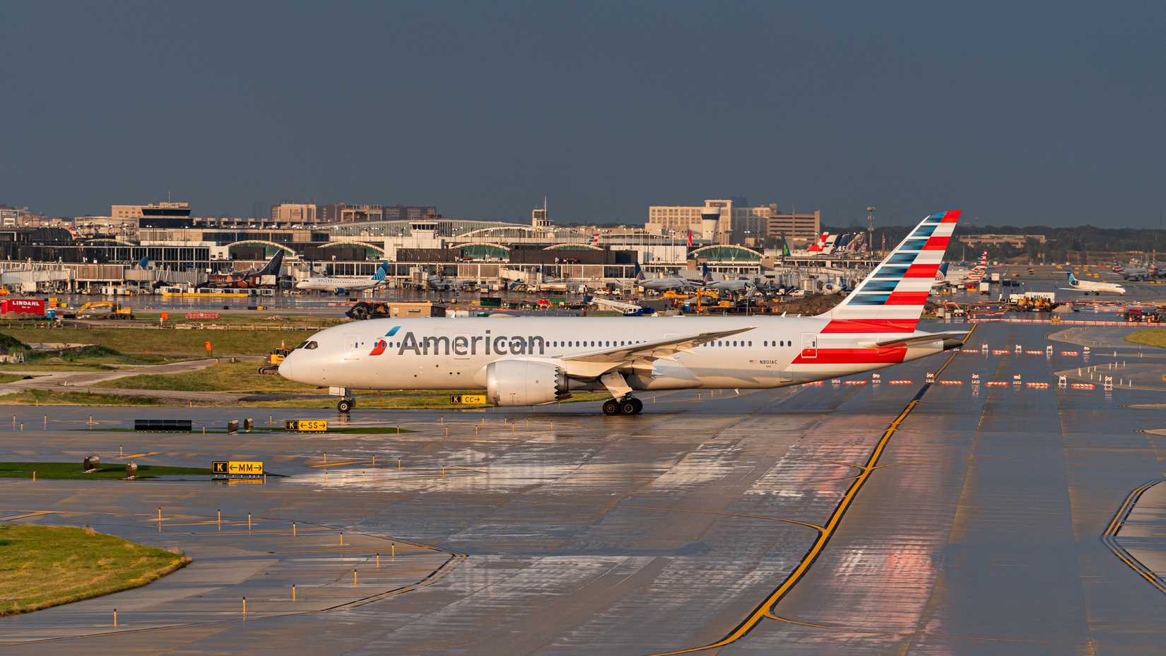 Why Did Boeing Build The 787 Dreamliner With Engine Chevrons?