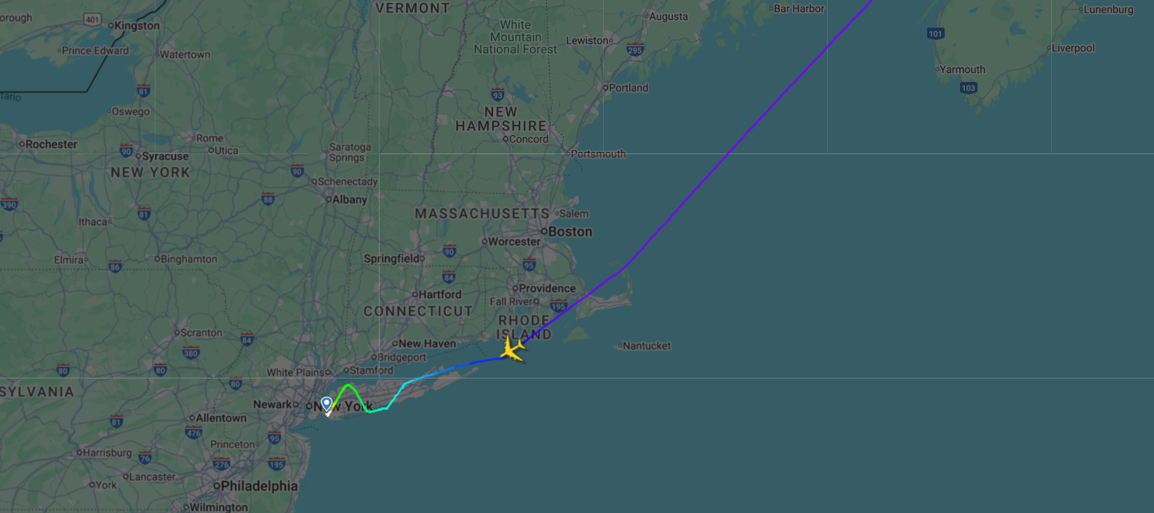Emirates A380 Makes Emergency Landing in NYC on 3 Engines