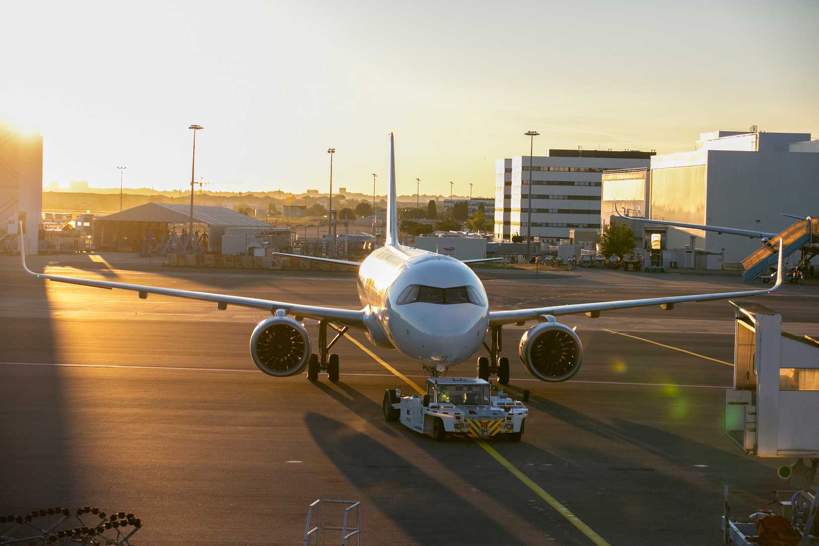 Avolon's Massive 90-Jet Airbus Order: A321neo & A330neo Take Flight