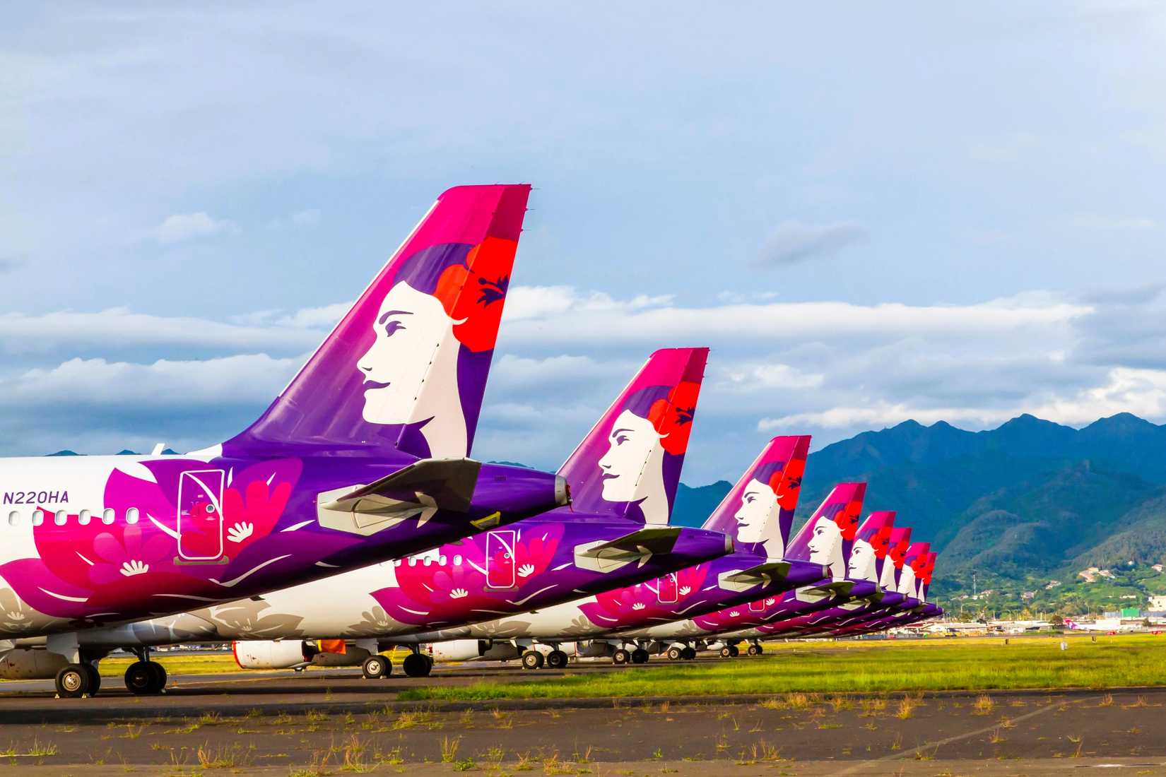 "This Is Our Hub": Alaska Airlines Defends Seattle Turf Amid Delta’s ...