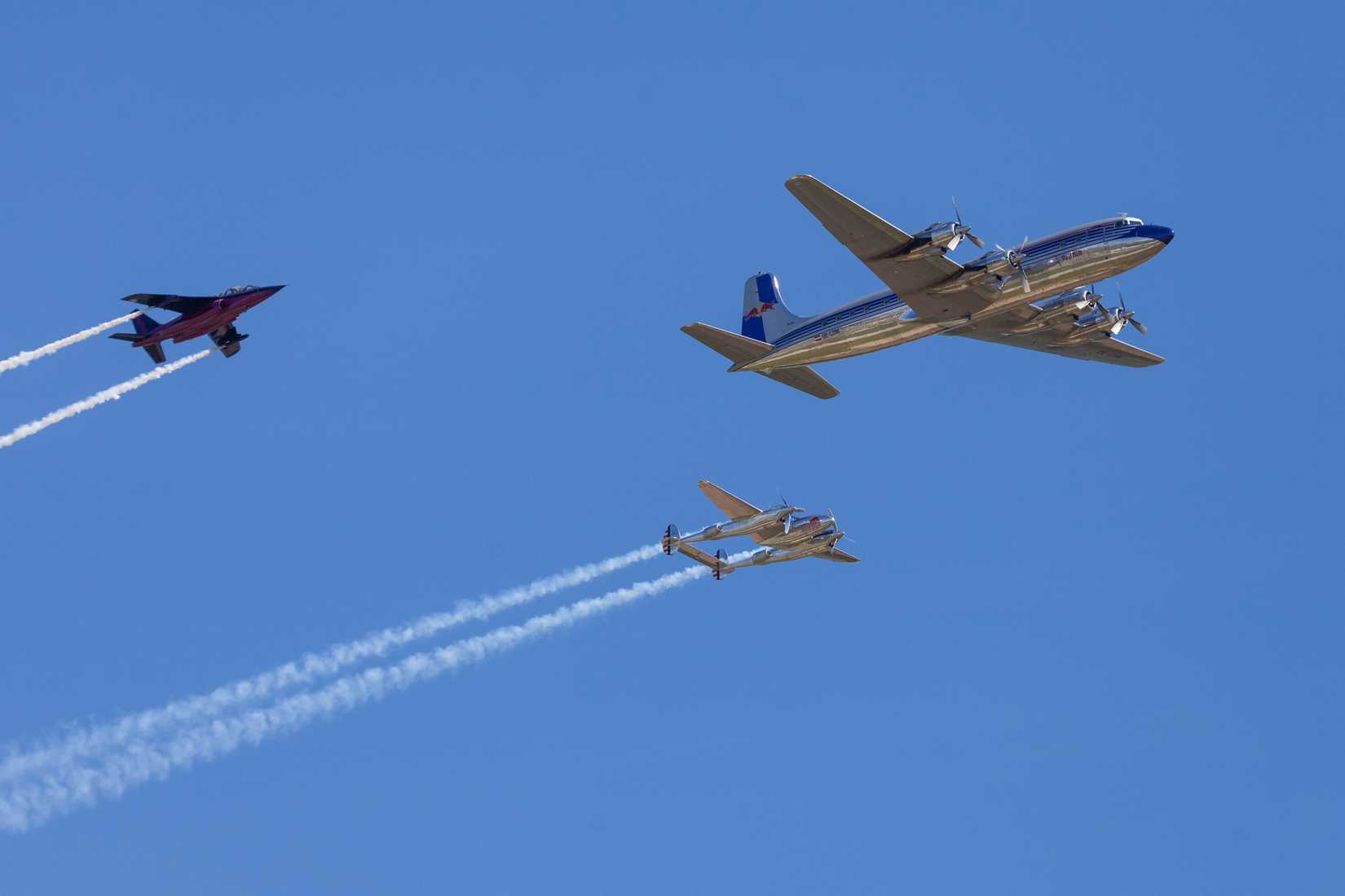 The Last Plane In America With Piston‑Engine Propellers