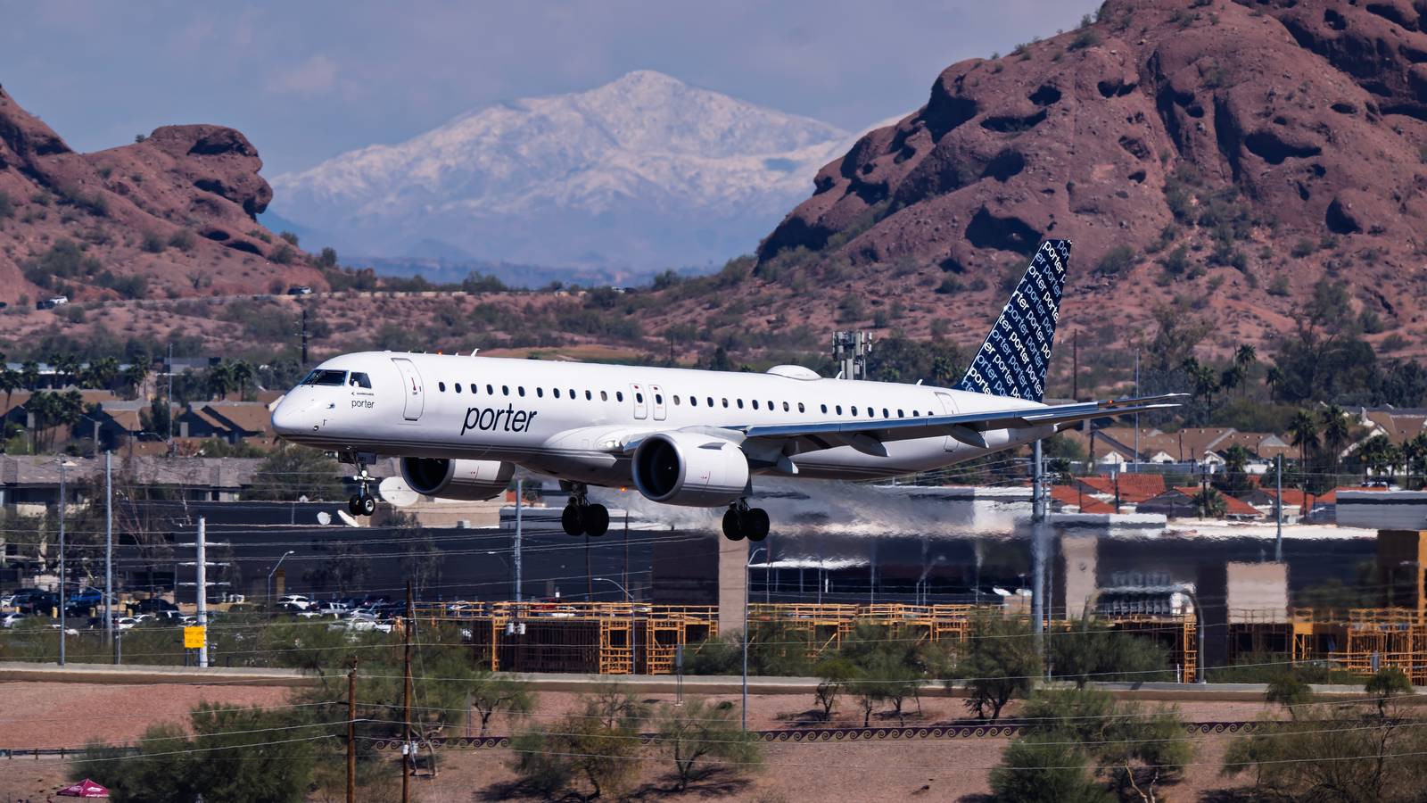 Porter Airlines Pilots Set To Join ALPA, Currently Largest Non ...