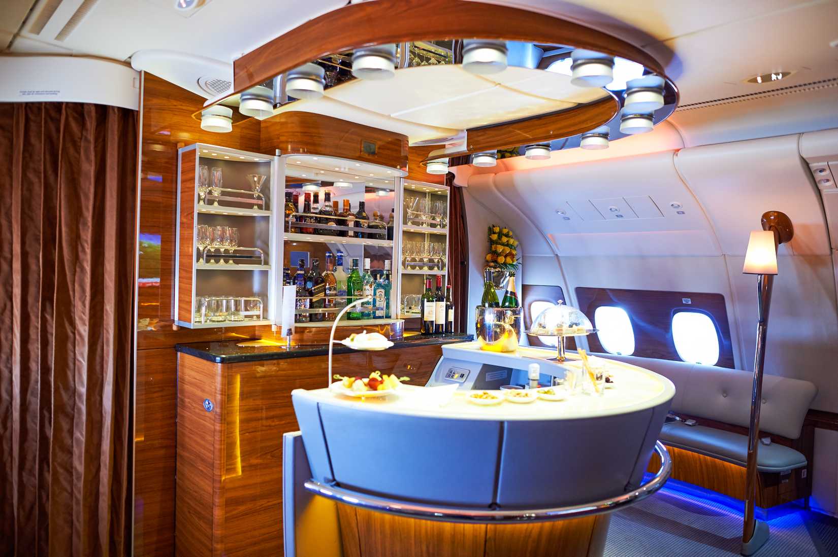Here's Why Emirates' Airbus A380 Lounges Originally Debuted With ...