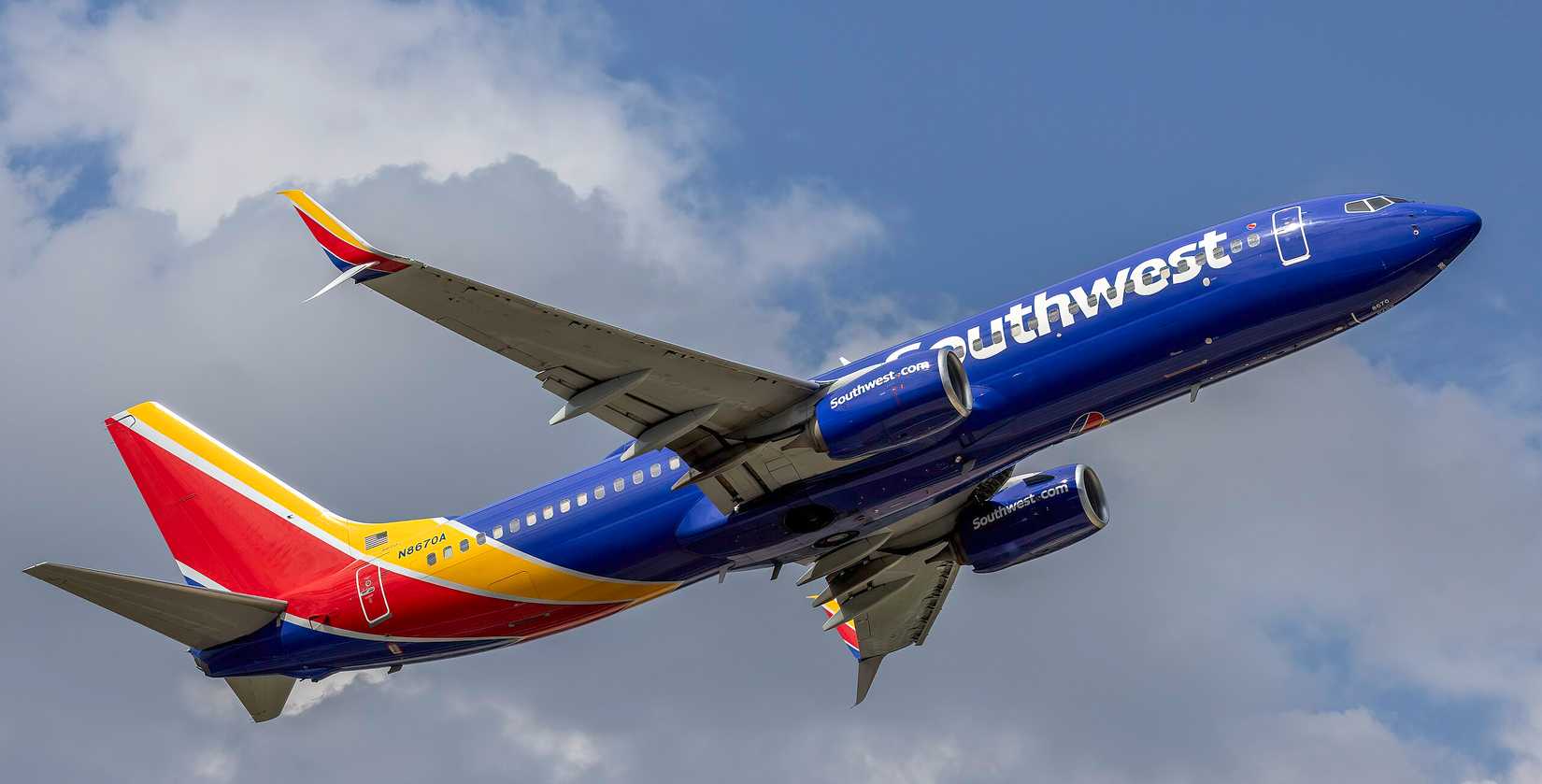 It's An End Of An Era For Boeing 737-800 Fans