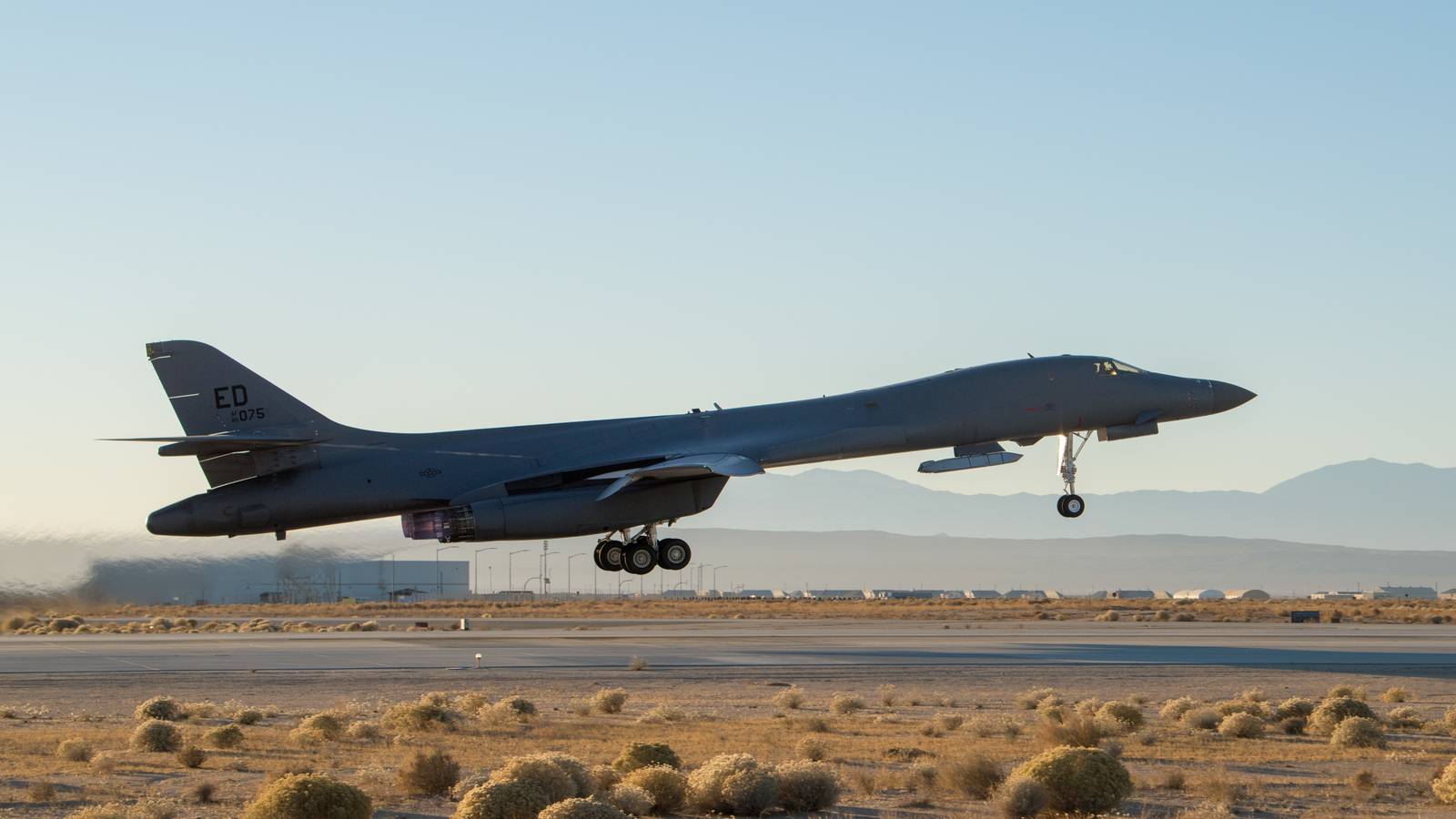New Pylons Will Drastically Increase Capabilities For US Air Force B-1B ...