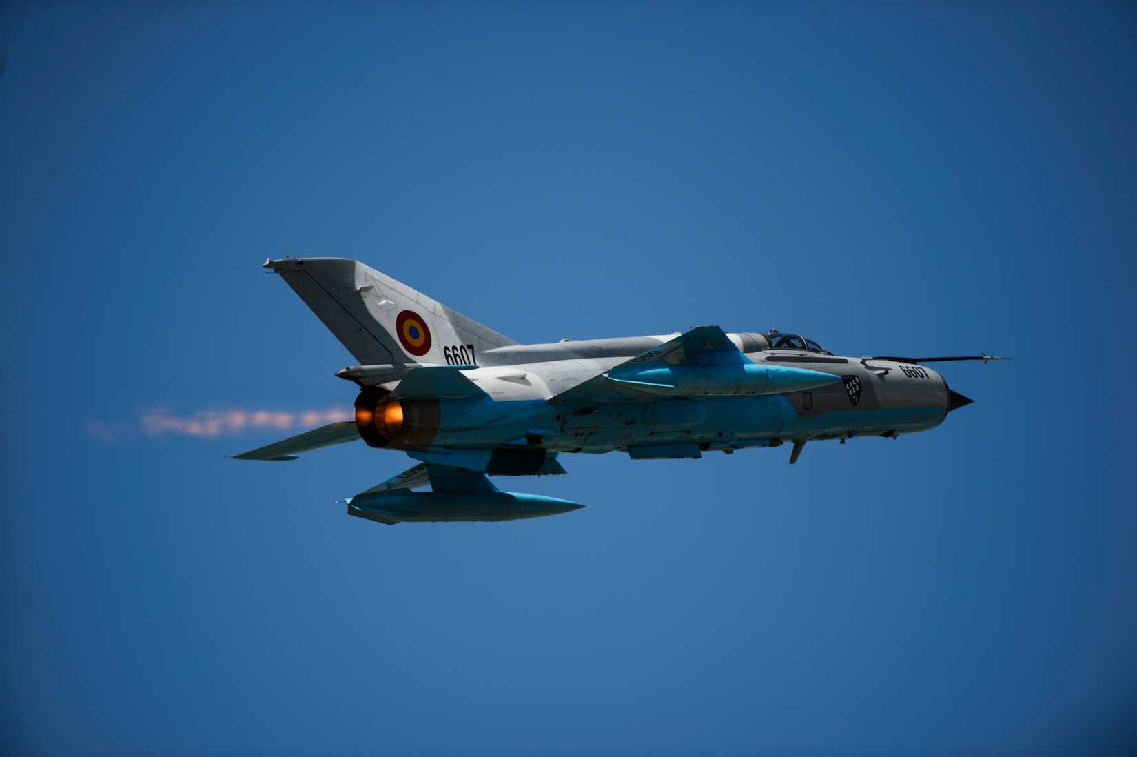 AI Has Named The 10 Best Military Aircraft In History - No C-130 ...