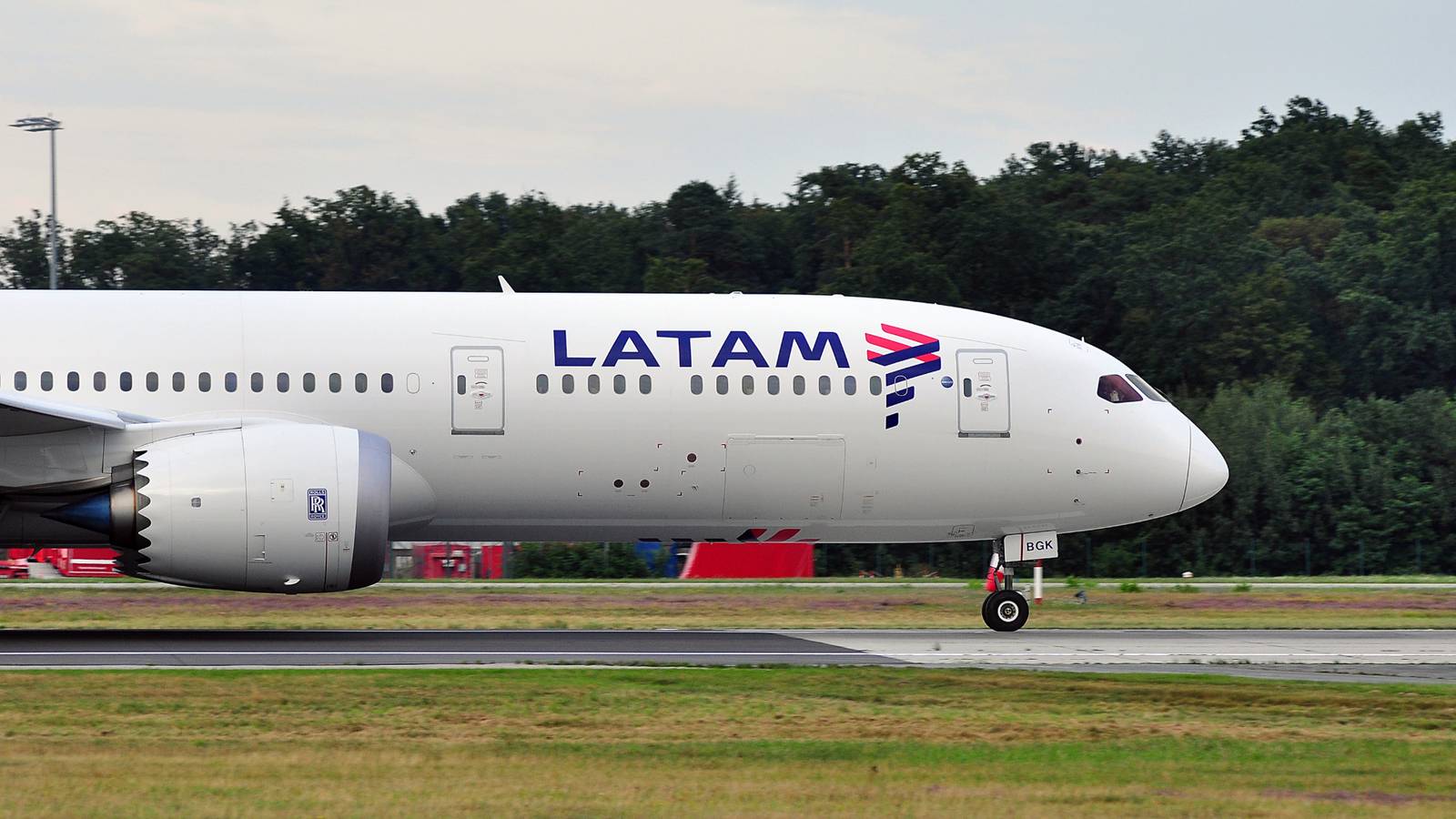 LATAM Airlines Introduces Premium Economy on Boeing 787 Fleet