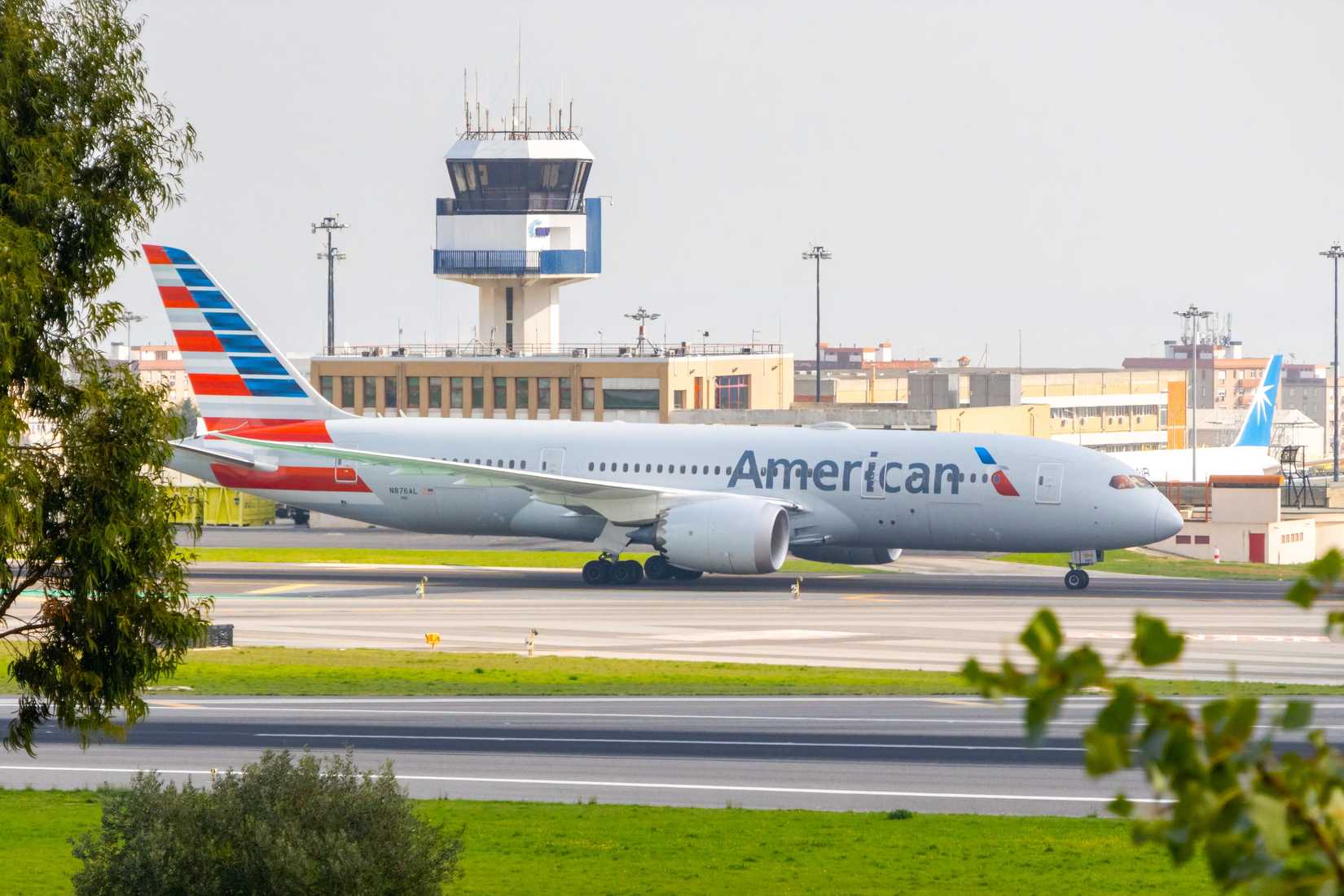 Why Some Of The World's Most Popular Airlines Do Not Have A First Class ...