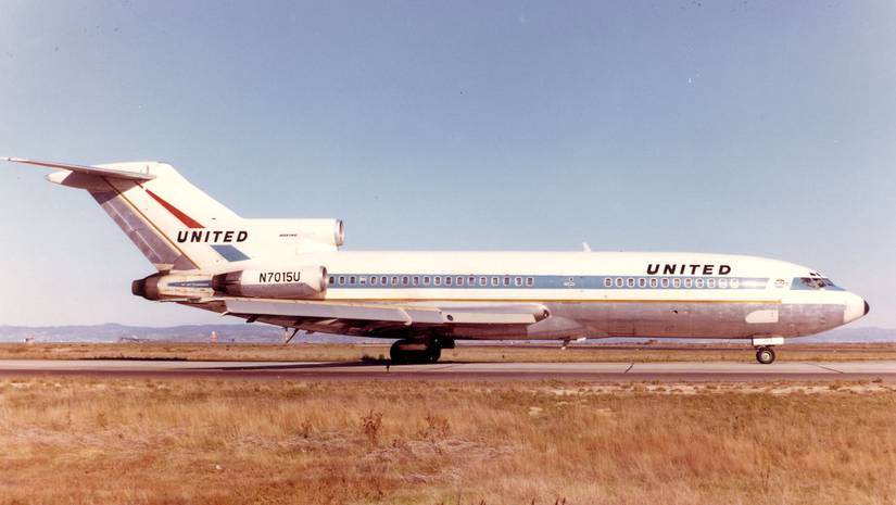 Looking Back: How A United Boeing 727 Fatally Crashed Into Lake Michigan
