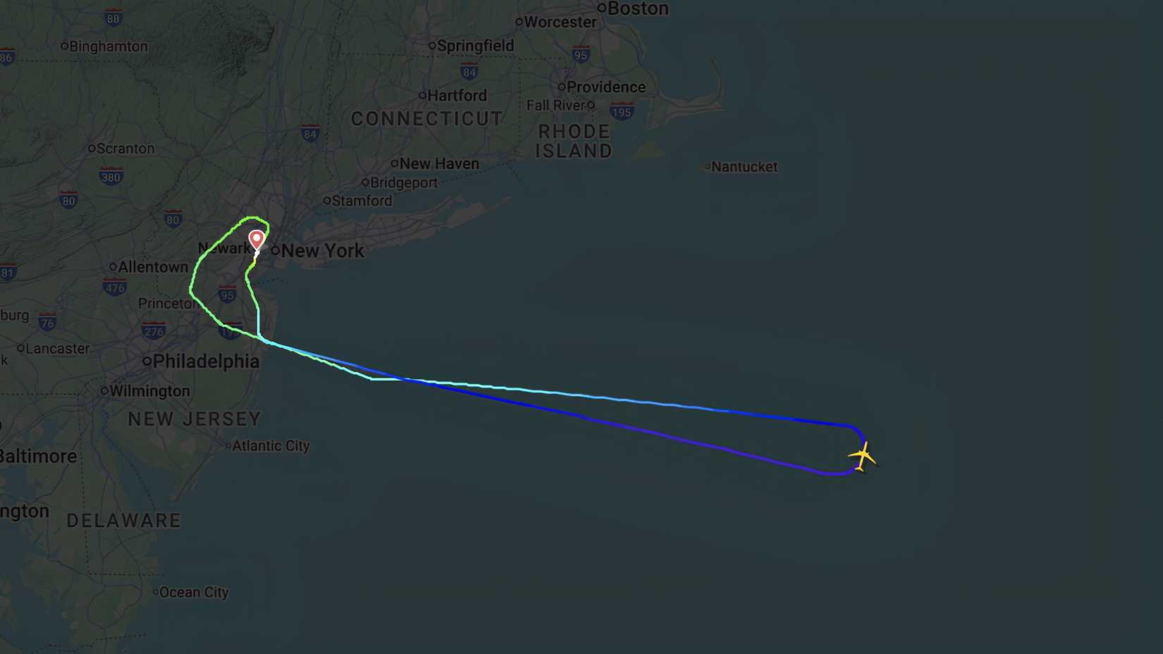 United Airlines Boeing 787 Returns to Newark After Wing Spoiler Issue