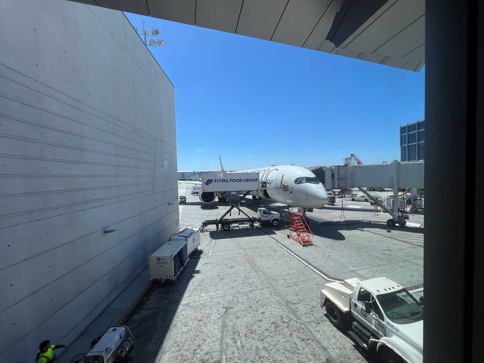 We Flew Virgin Atlantic’s Upper Class Los Angeles-London: It’s ...