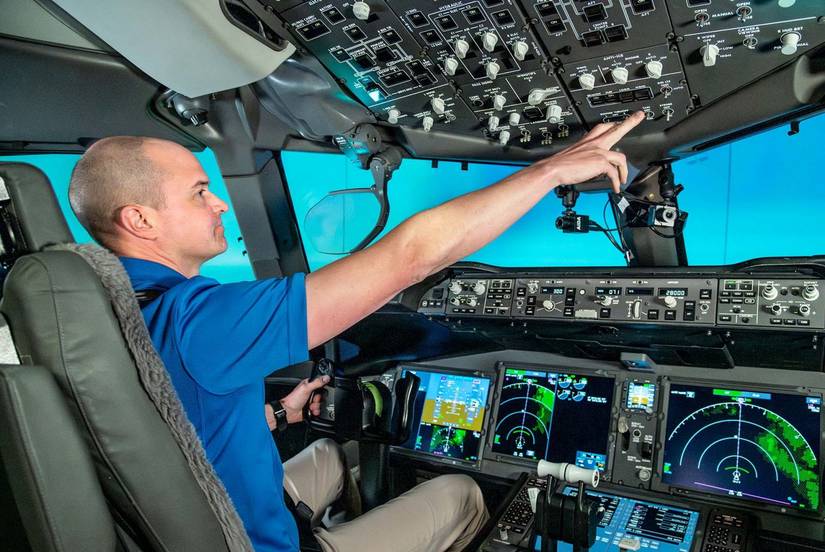 Behind The Scenes: Preparing The Boeing 777X For Airshow Displays