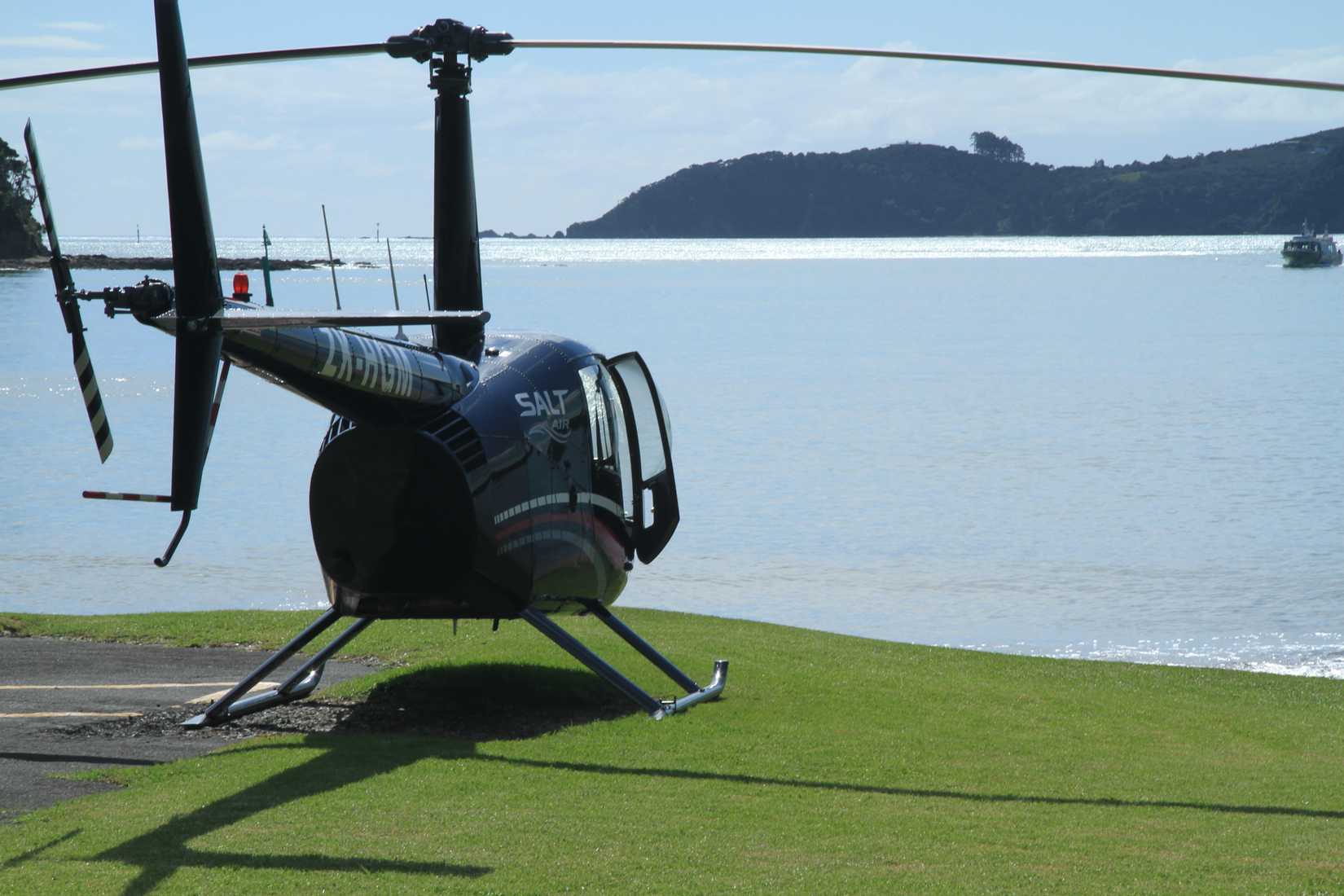 Helicopter Crash on Isle of Wight: Investigation Launched, One Hospitalized