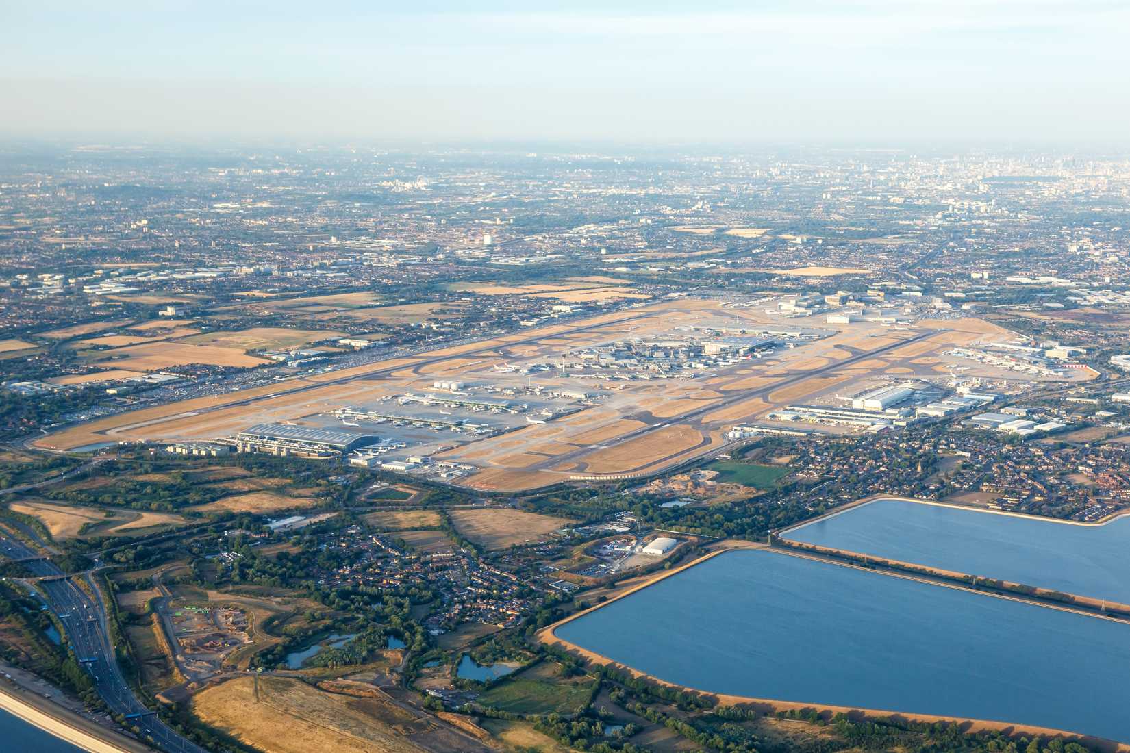 Heathrow's $28.2 Billion Runway Expansion: Boosting UK GDP and Aviation ...