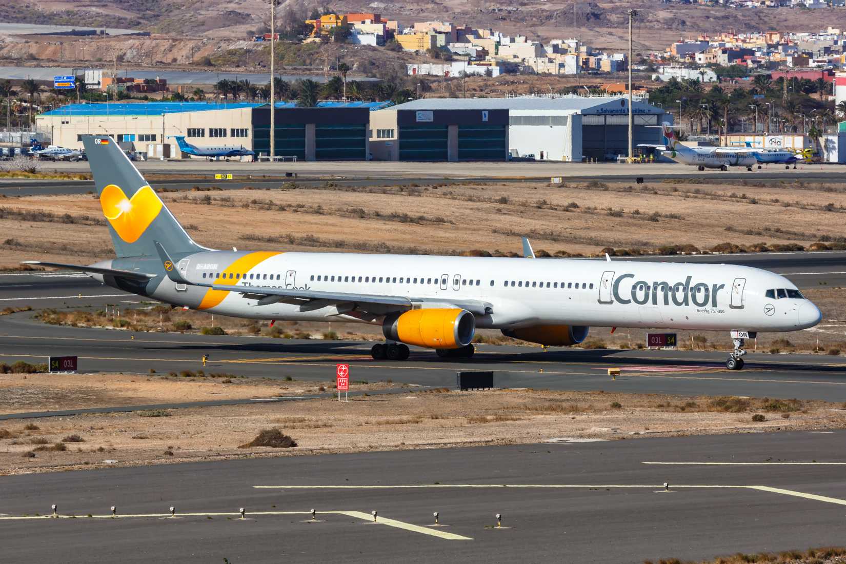 Boeing 757 Diverts To Italy After Engine Fire & Shutdown