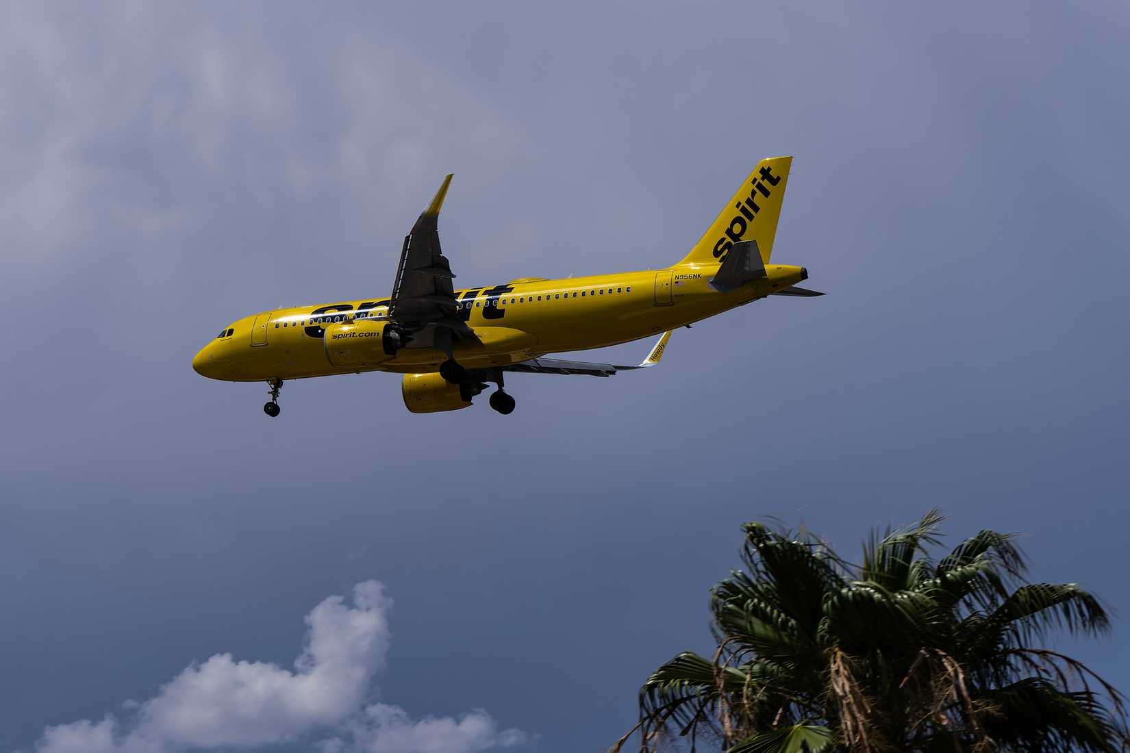 Spirit Airlines A320 Safely Crosses Path with Category 4 Hurricane Erin