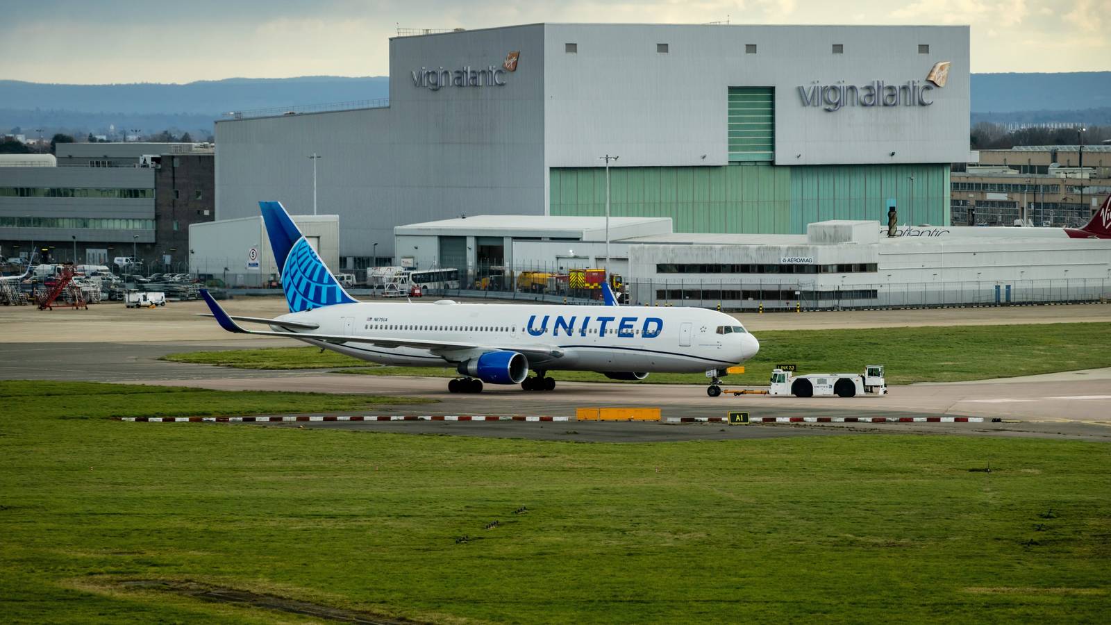 Revealed: The Top 10 Foreign Airlines Dominating London Heathrow Airport