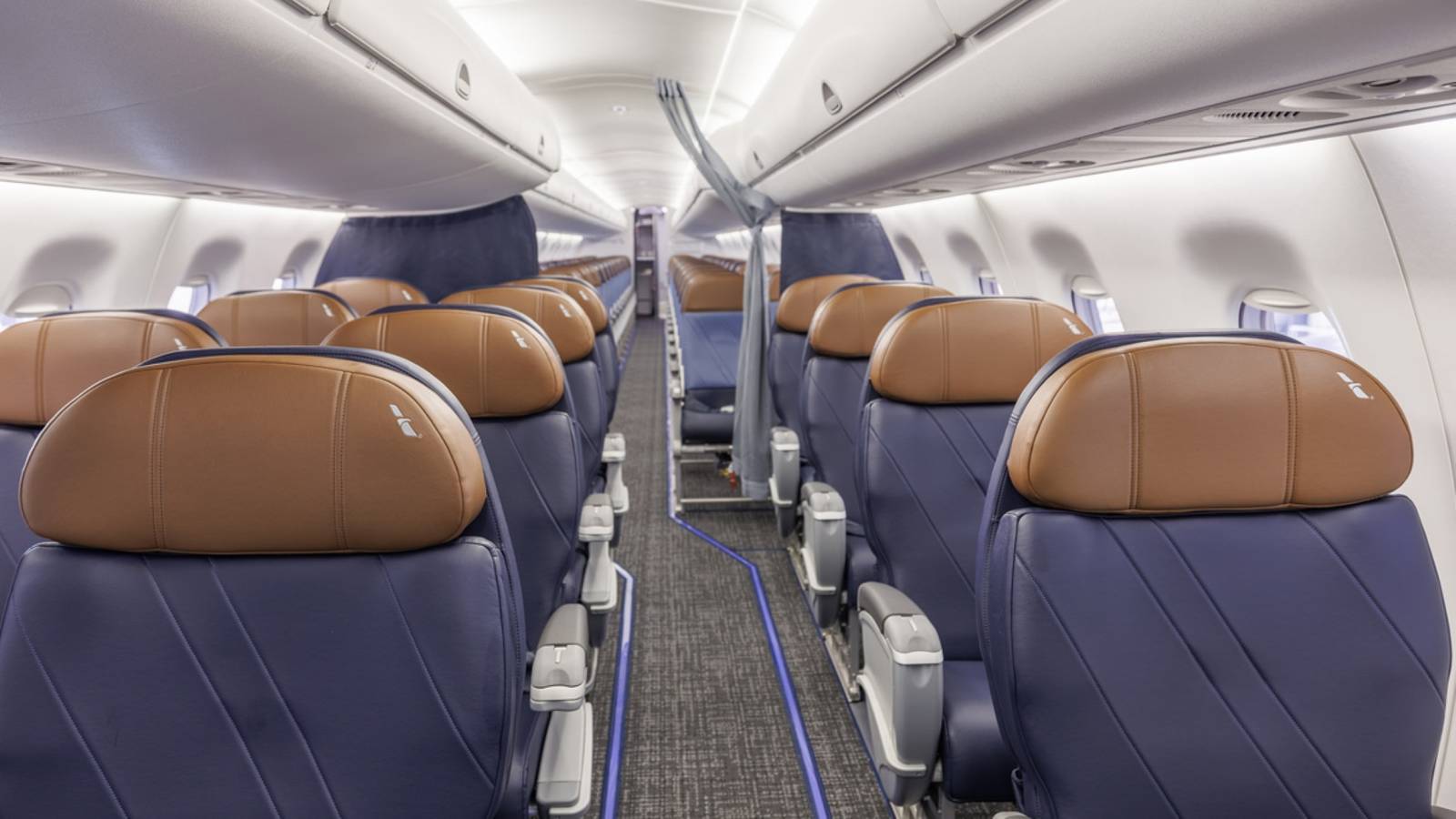 American Airlines To Retrofit Regional Aircraft With New Interiors, WiFi, & Power Ports