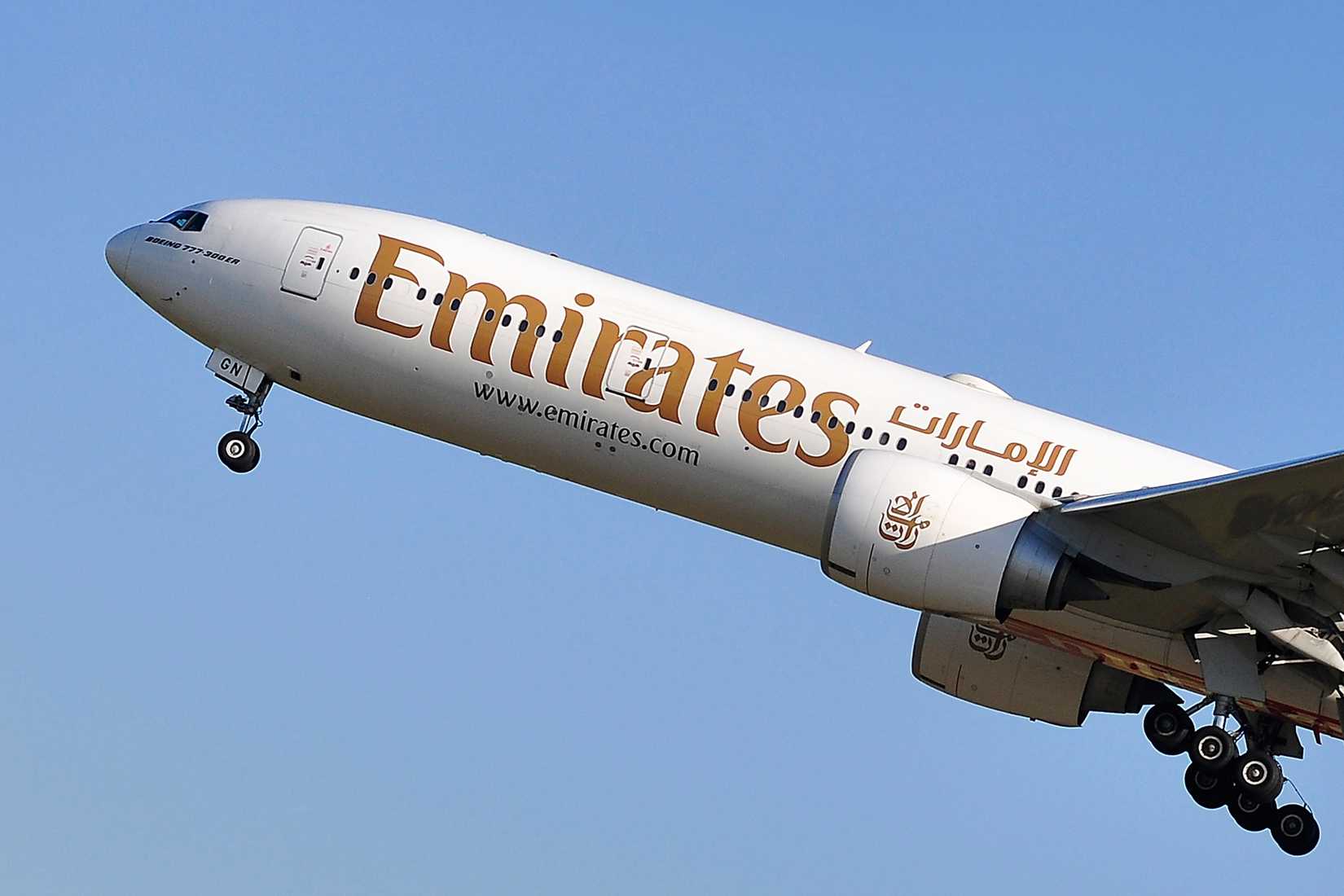 Boeing 777-300ER Vs. Airbus A350: Which Has The Longer Range?