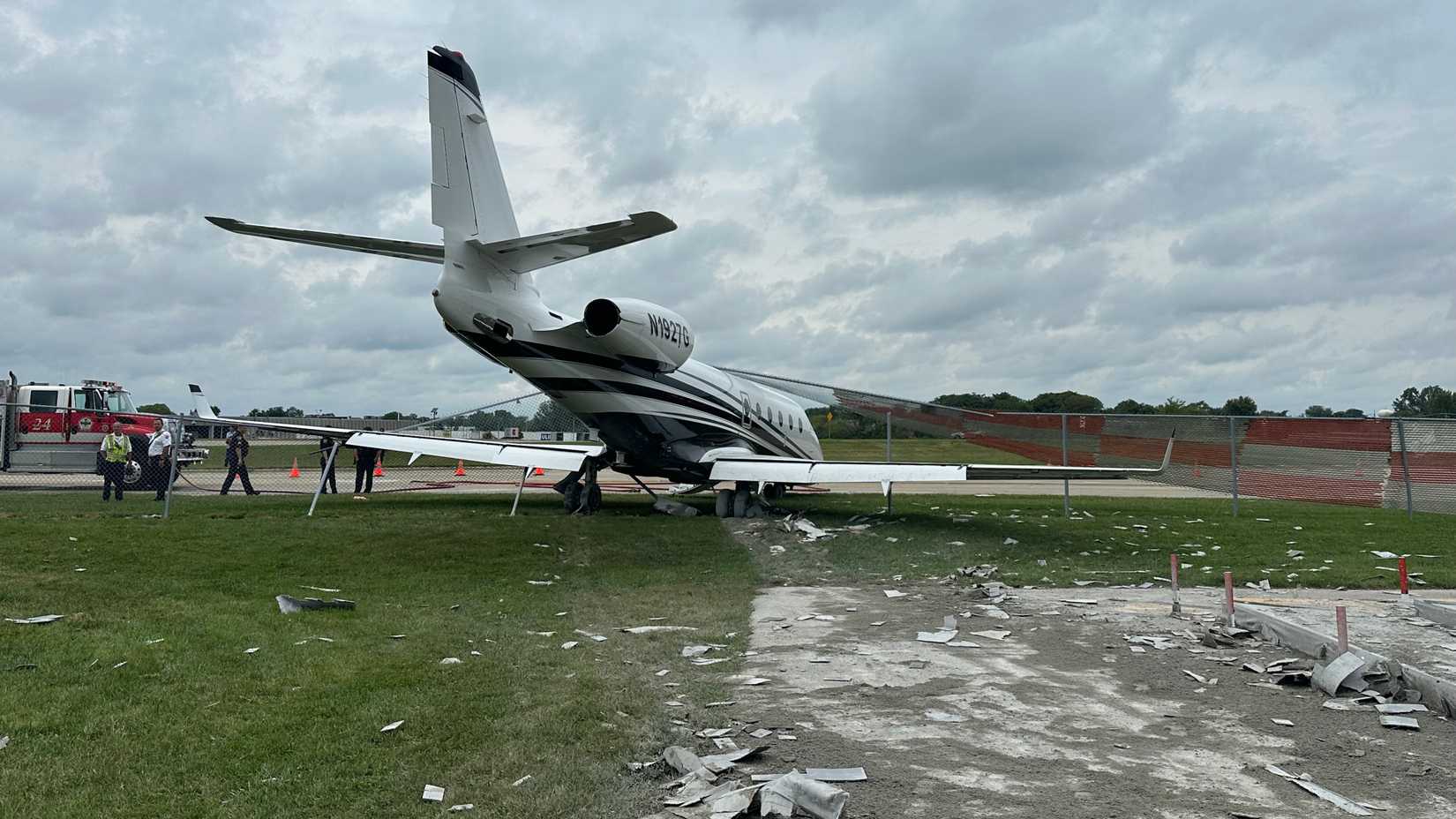 United Express ERJ-145 Overruns Runway at Roanoke-Blacksburg Airport
