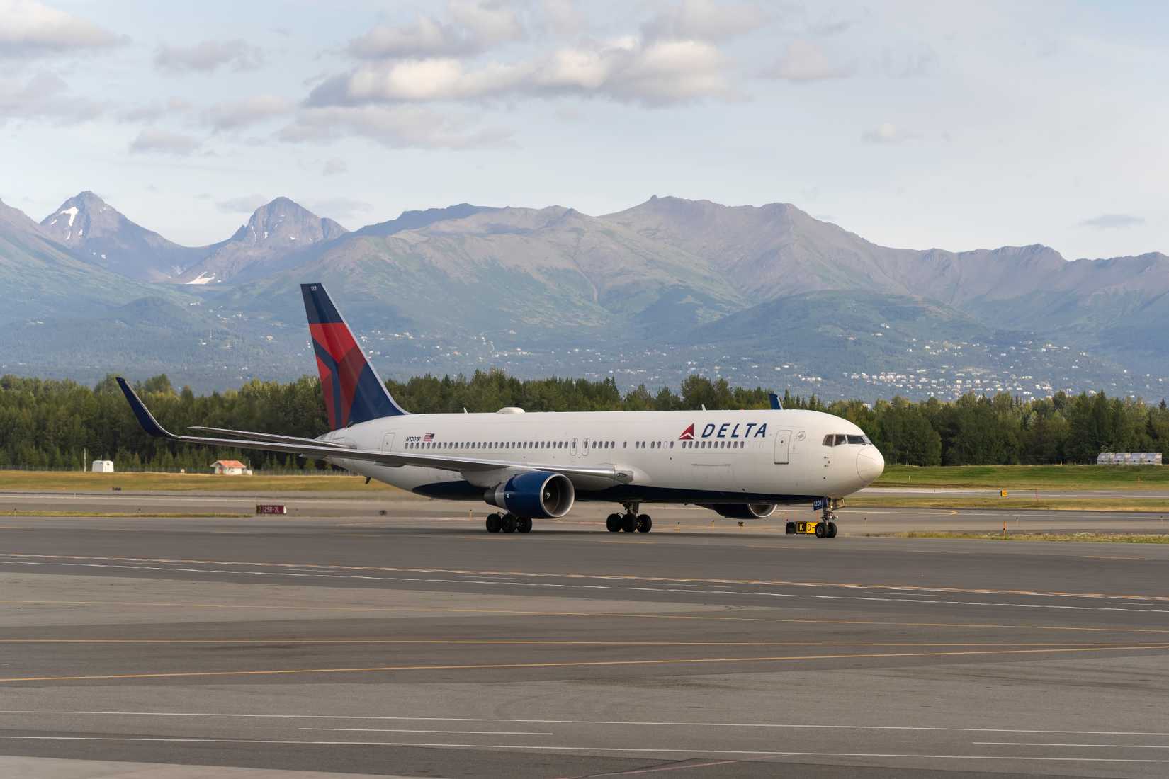 Not Just Passengers: Why This Delta Air Lines Mechanic Also Hates Delays