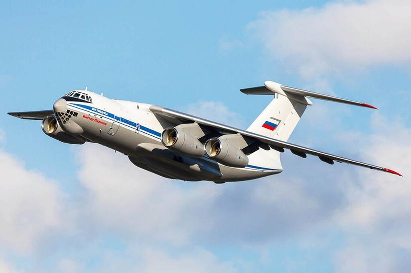 Is The Boeing 777 Bigger Than The Ilyushin Il-76?