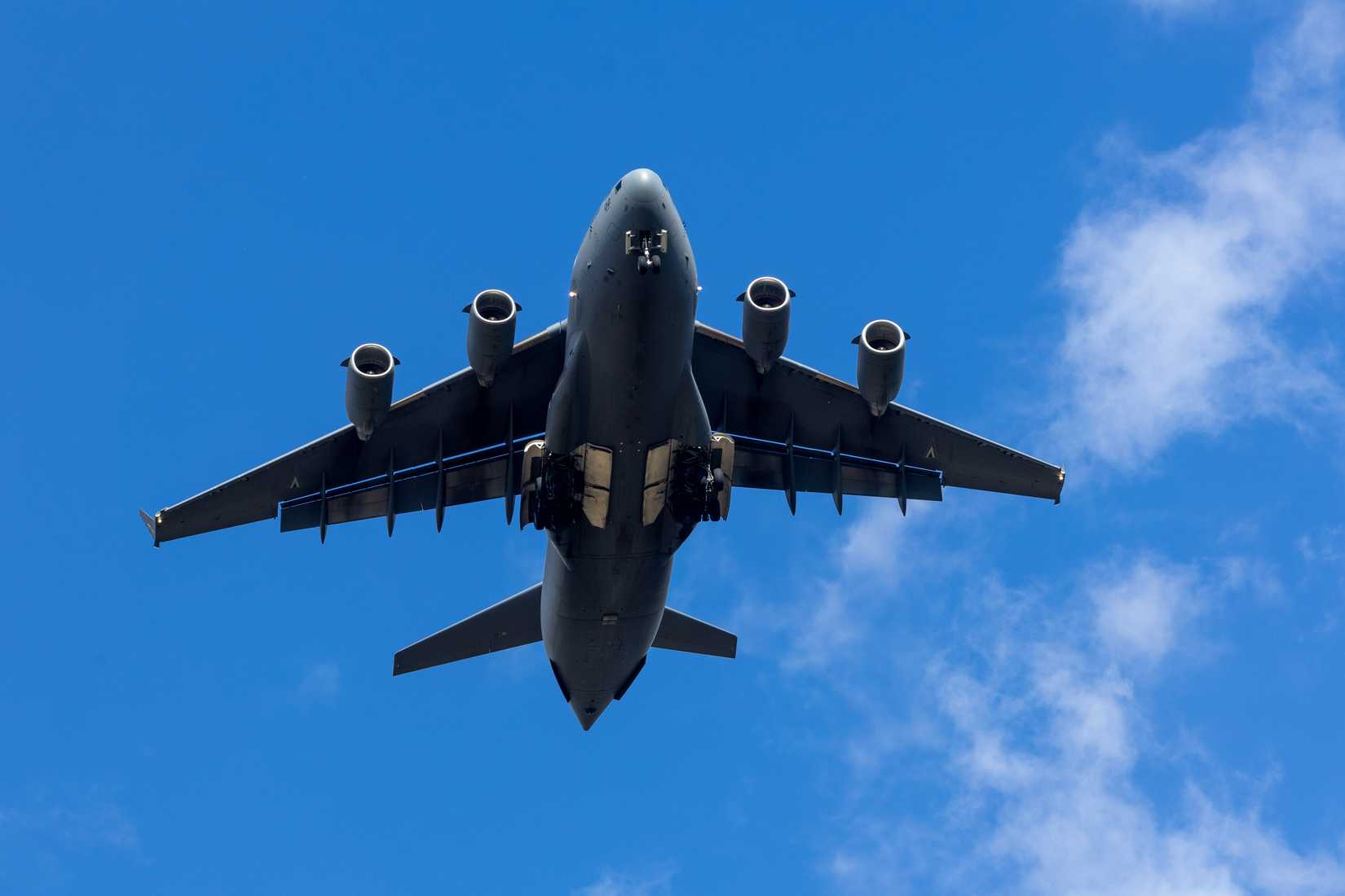 Why Did Lockheed Martin Build The C-5 Galaxy With 4 Engines?