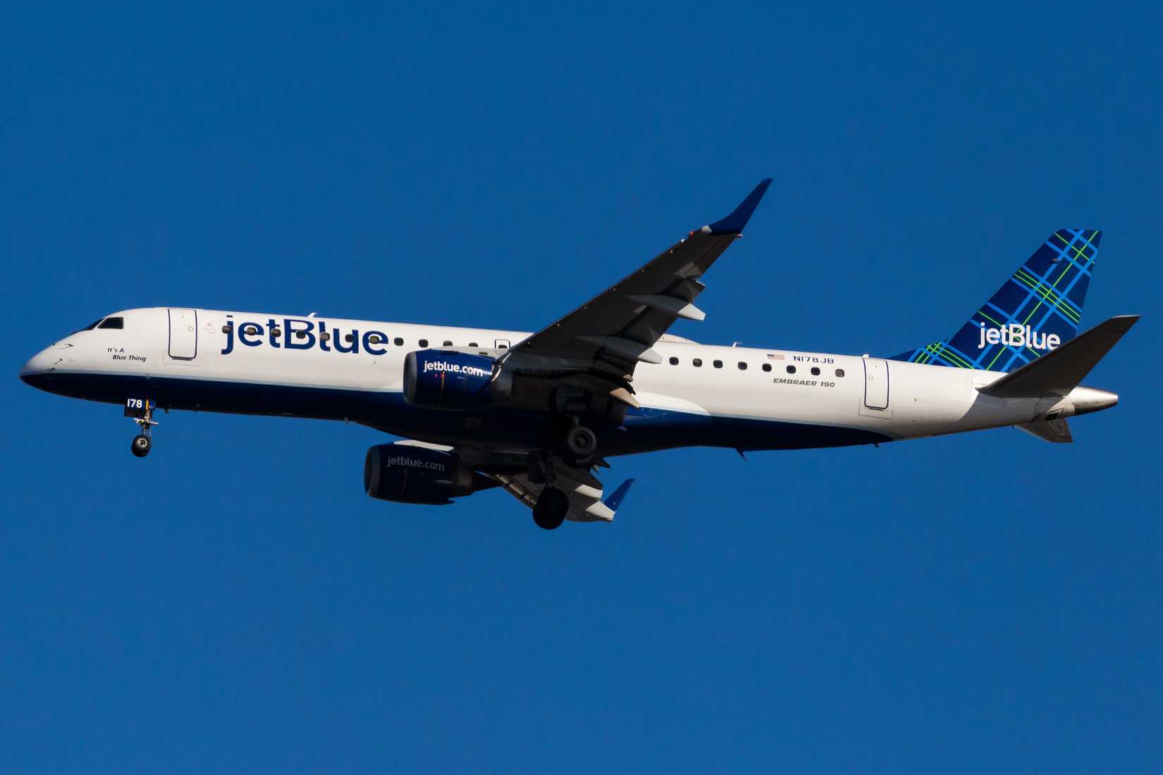 Officially All Airbus: JetBlue Performs Final Embraer E190 Flight