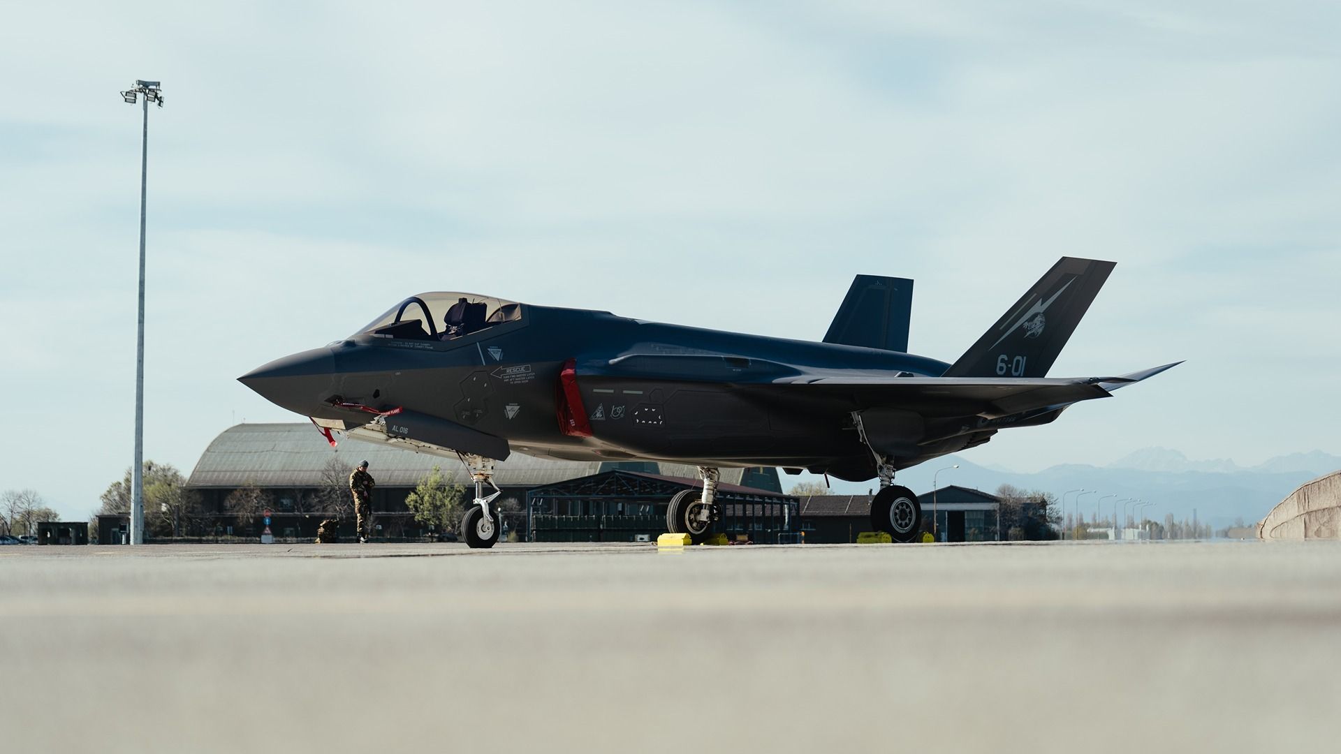 X-51A Waverider: What To Know About Boeing's Experimental Scramjet For ...