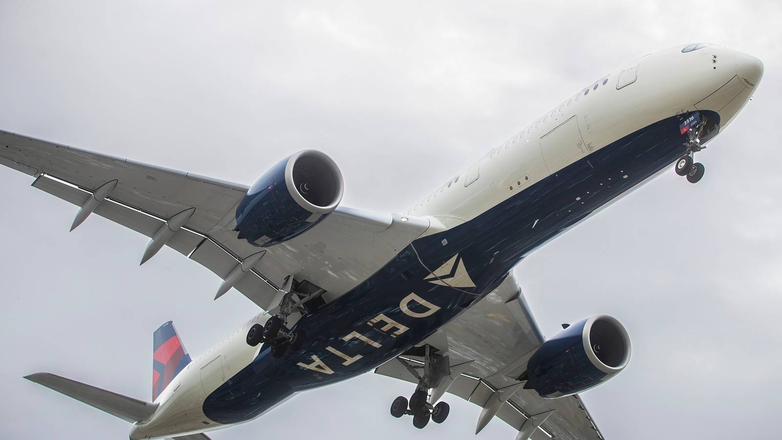 Why In The World Did Delta Air Lines Already Retrofit The Cabins Of ...