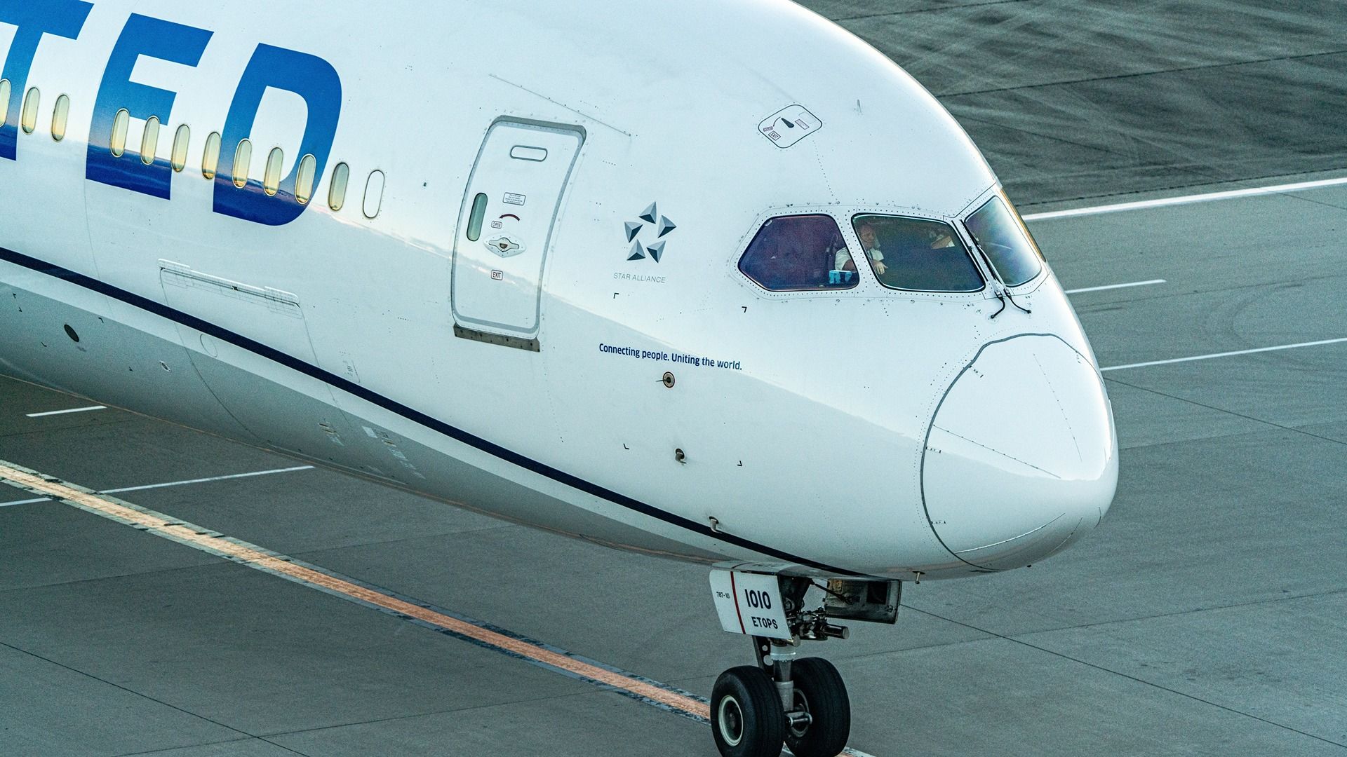 What Happens When An Airplane Stalls?