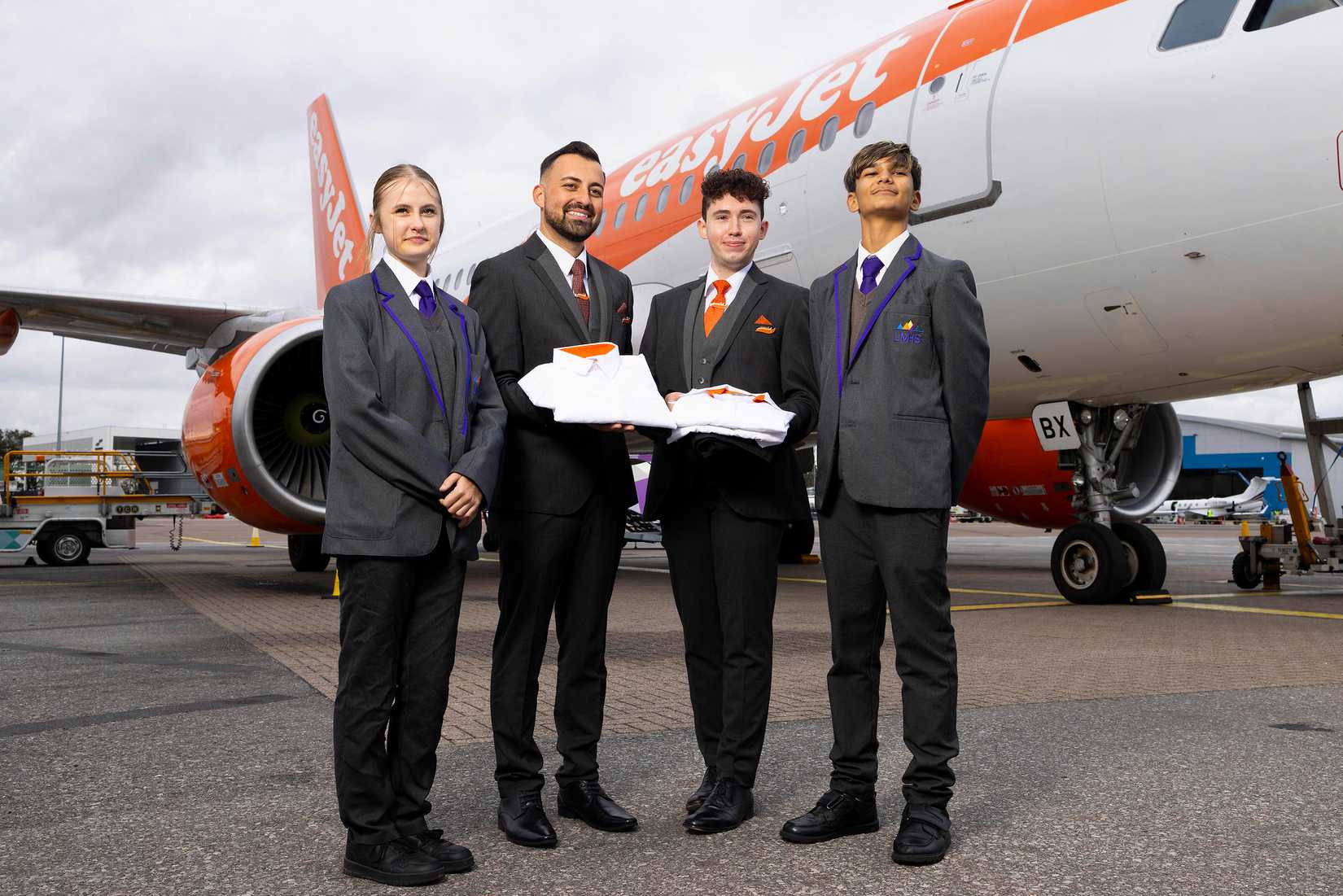 easyjet uniform