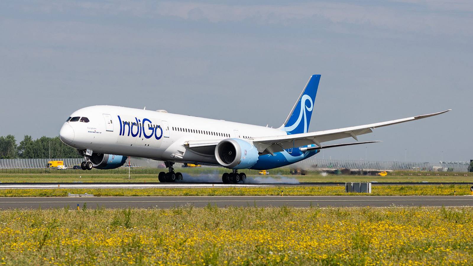 IndiGo Boeing 787 Seat Map: Cabin Layout and Seat Dimensions