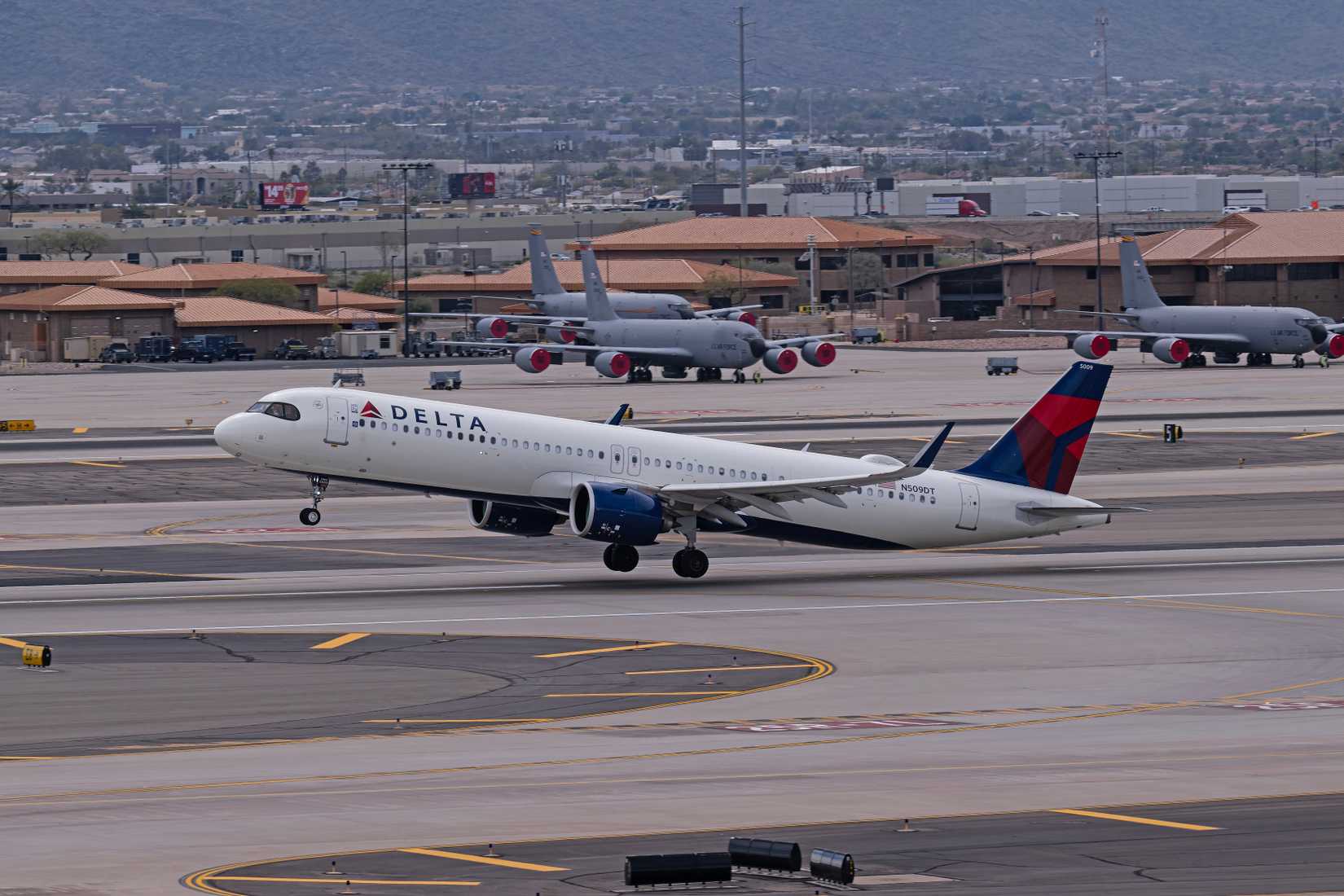 The Aircraft Set To Replace The Iconic Boeing 757