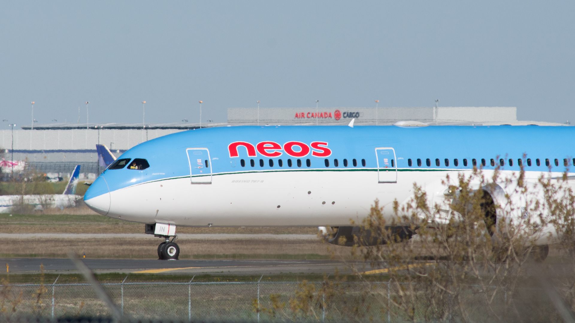 10 Cabin Crew Interview Questions