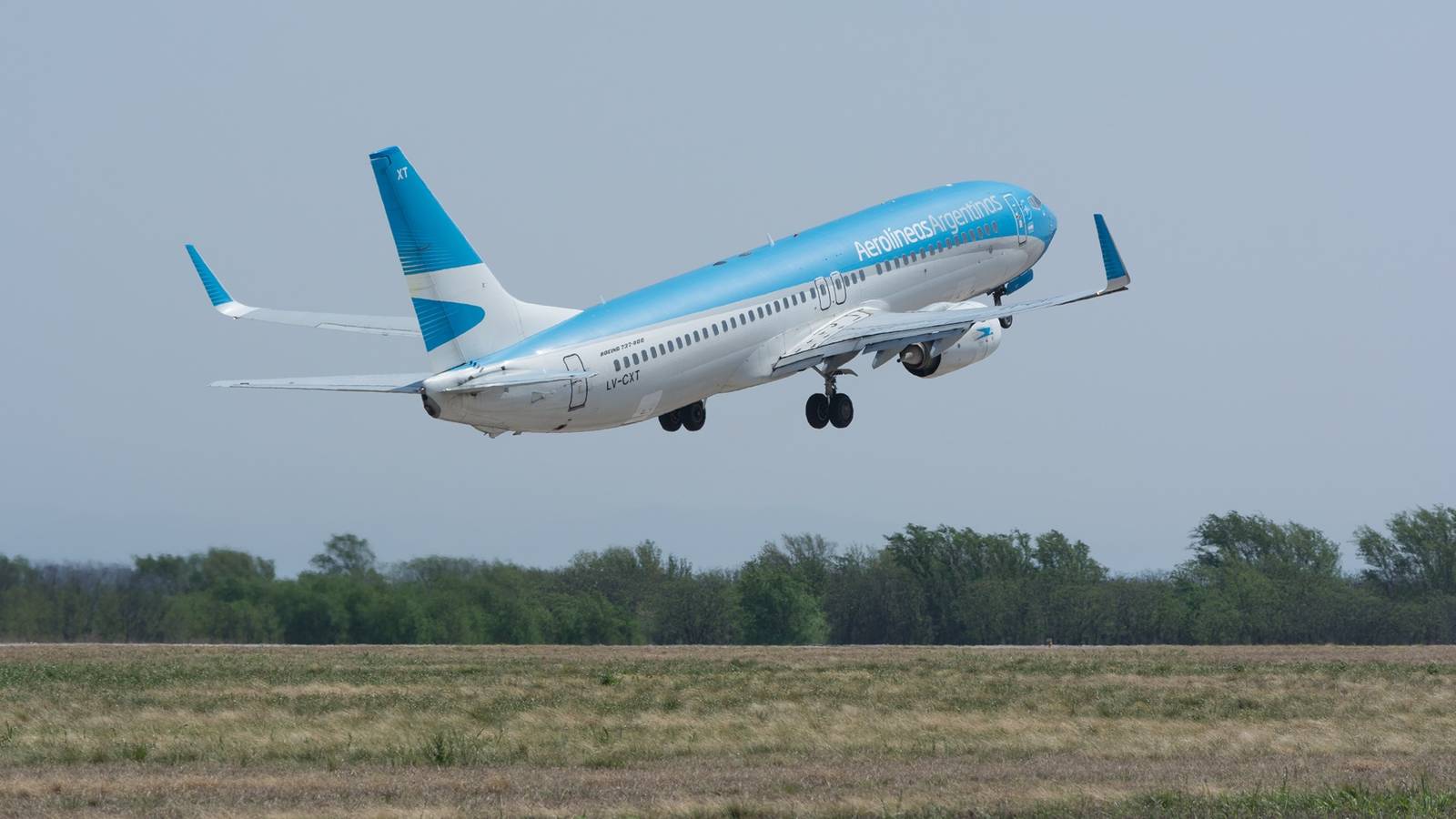 8 Boeing 737s Grounded Following Engine Failures