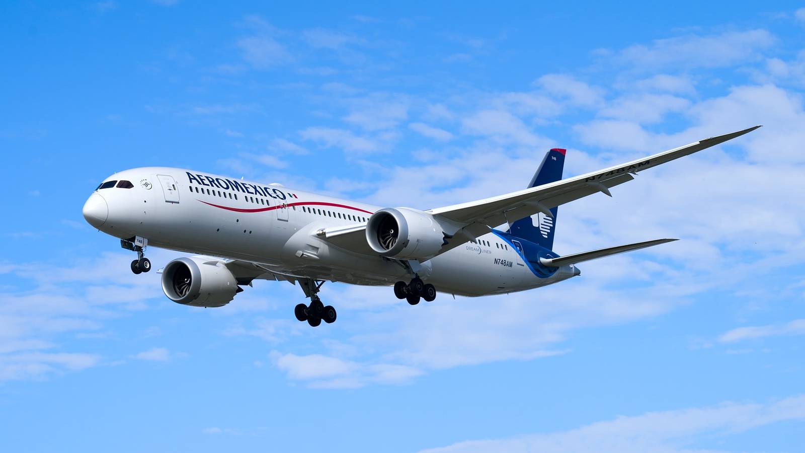 US Rescinds Approval For 13 Routes Held By Mexican Carriers