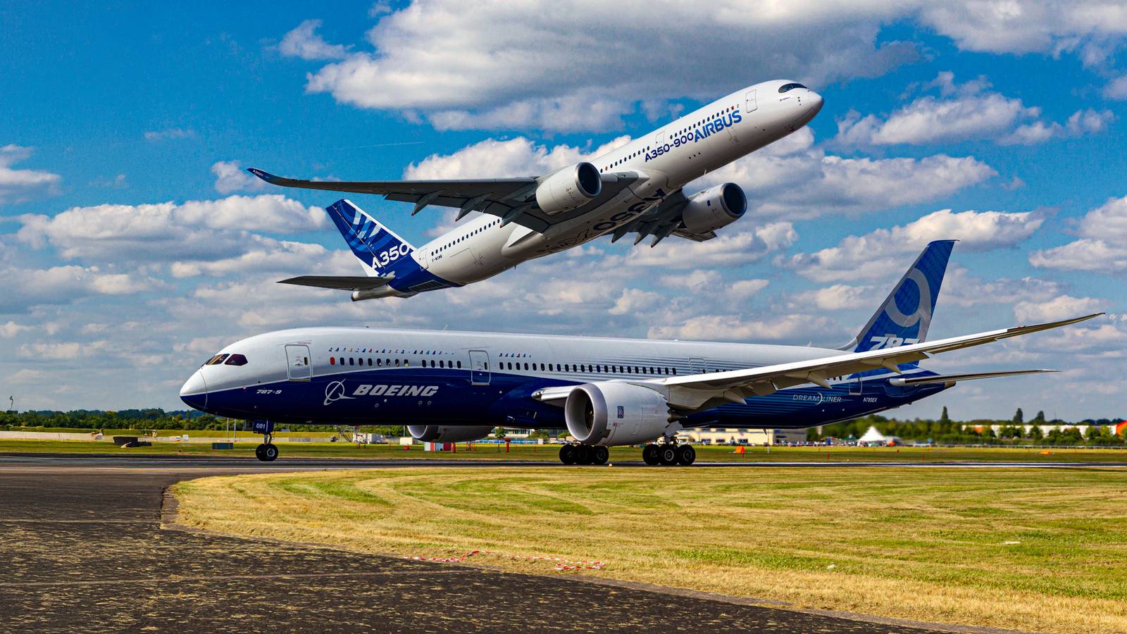 Airbus Vs. Boeing: Which Manufacturer Has More Widebody Orders In 2025?