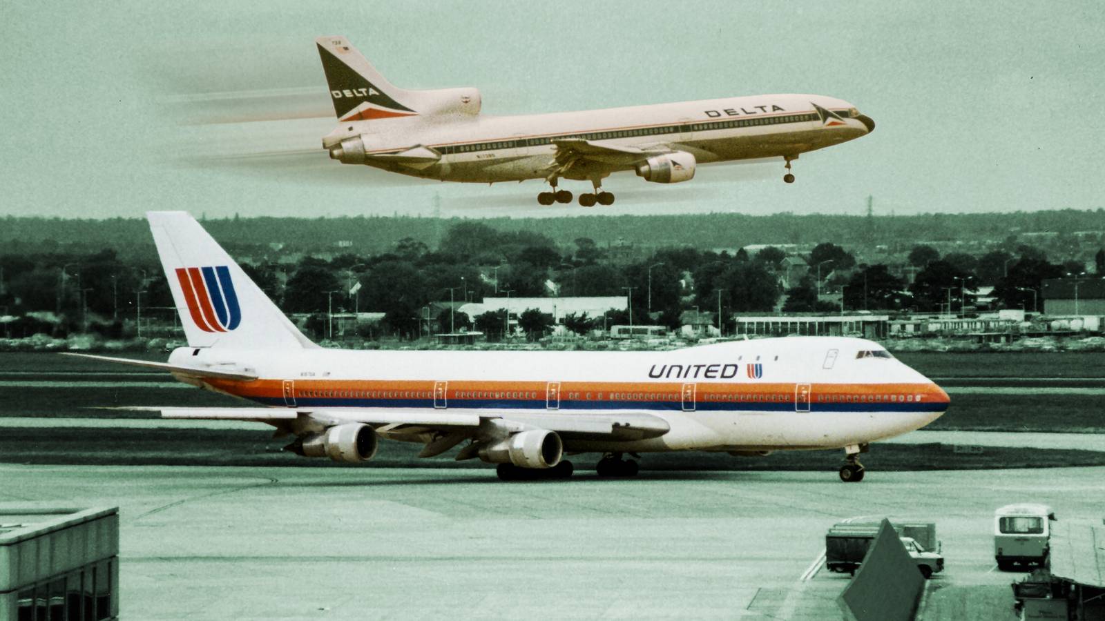 How Popular Were Lockheed Commercial Aircraft Compared To Boeing?