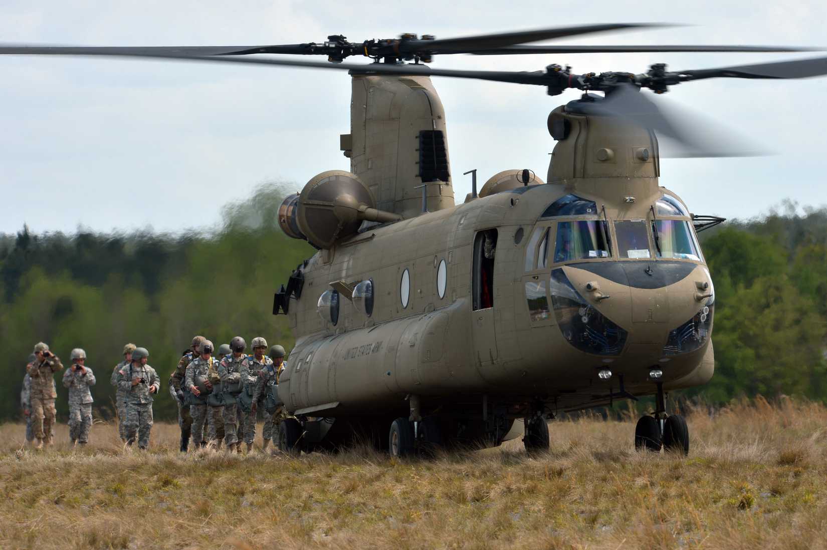 US Army Contracts Boeing To Produce 60 CH-47 Helicopters For Germany